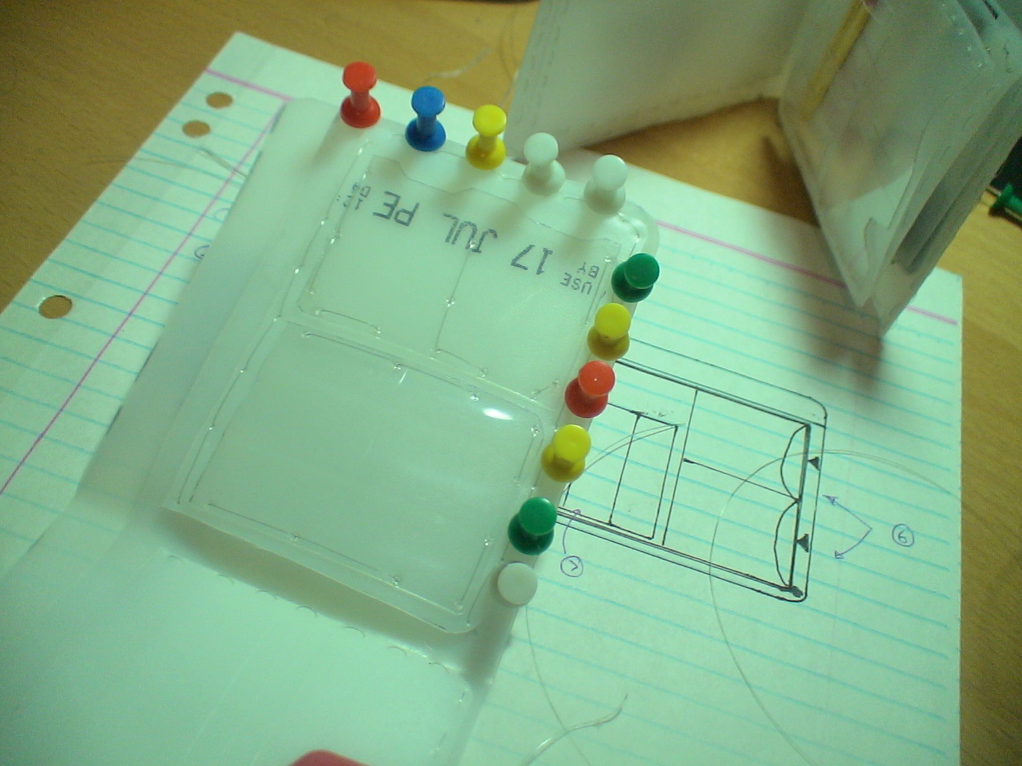 Recycled Plastic Wallet [Its FREE] : 4 Steps - Instructables
