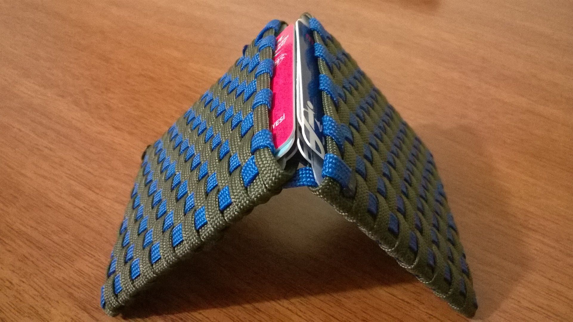 Paracord Wallet : 5 Steps (with Pictures) - Instructables
