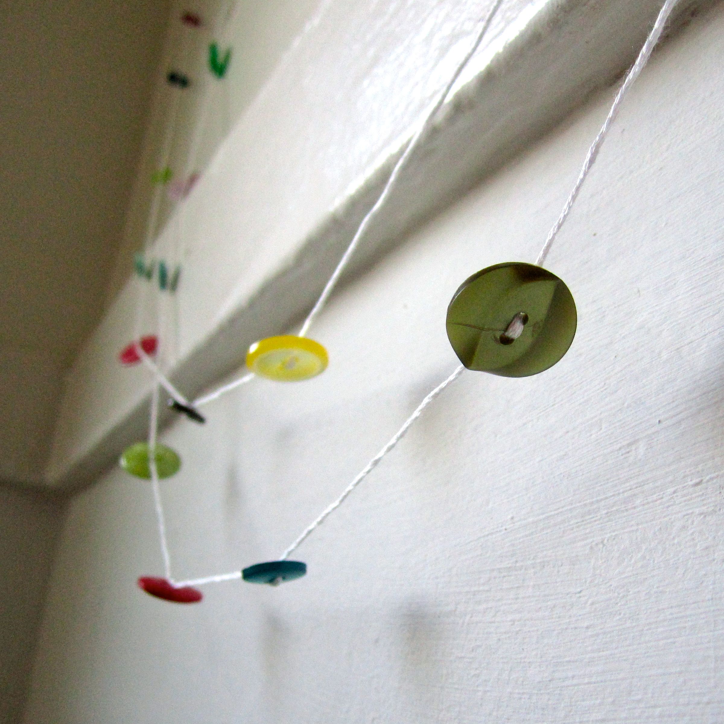 Button Garland : 6 Steps (with Pictures) - Instructables