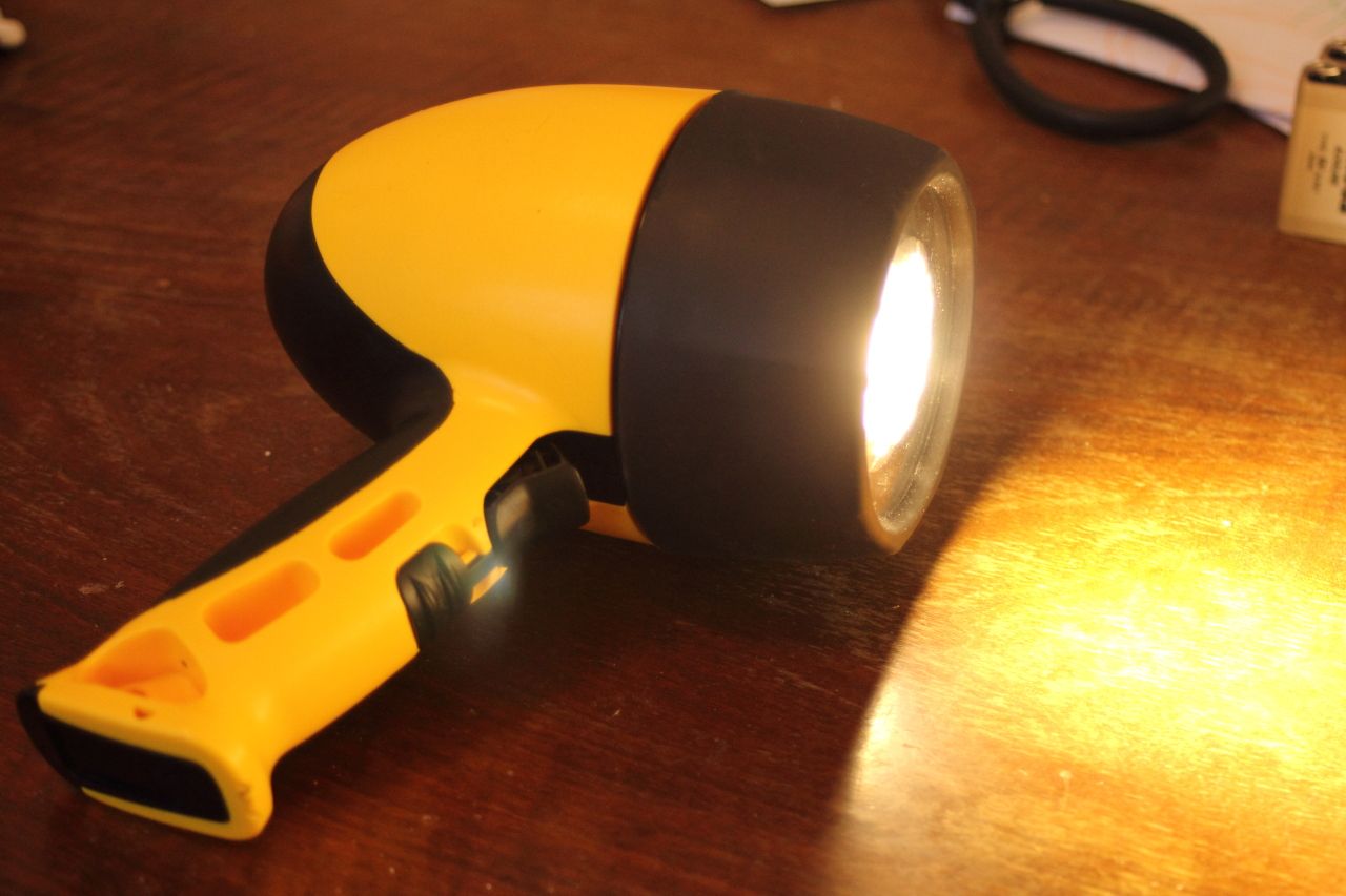 Retrofitting a Nemo 8C Dive Light With a LED Spot : 3 Steps - Instructables