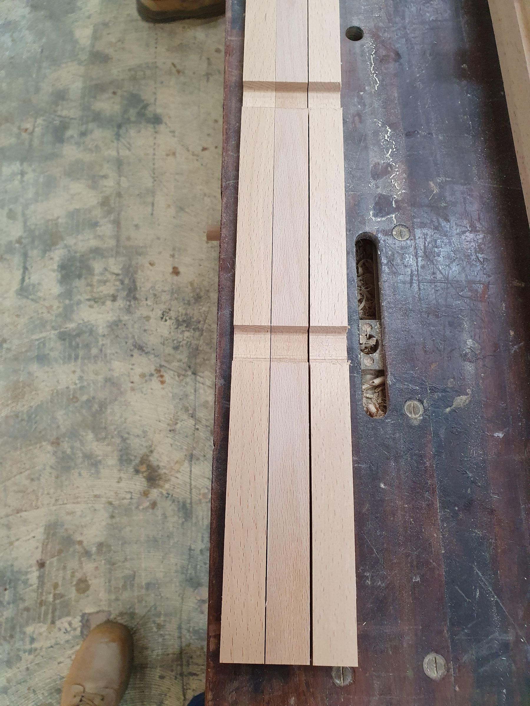 Build a Folding Shoji Screen / Room Divider : 17 Steps (with Pictures ...