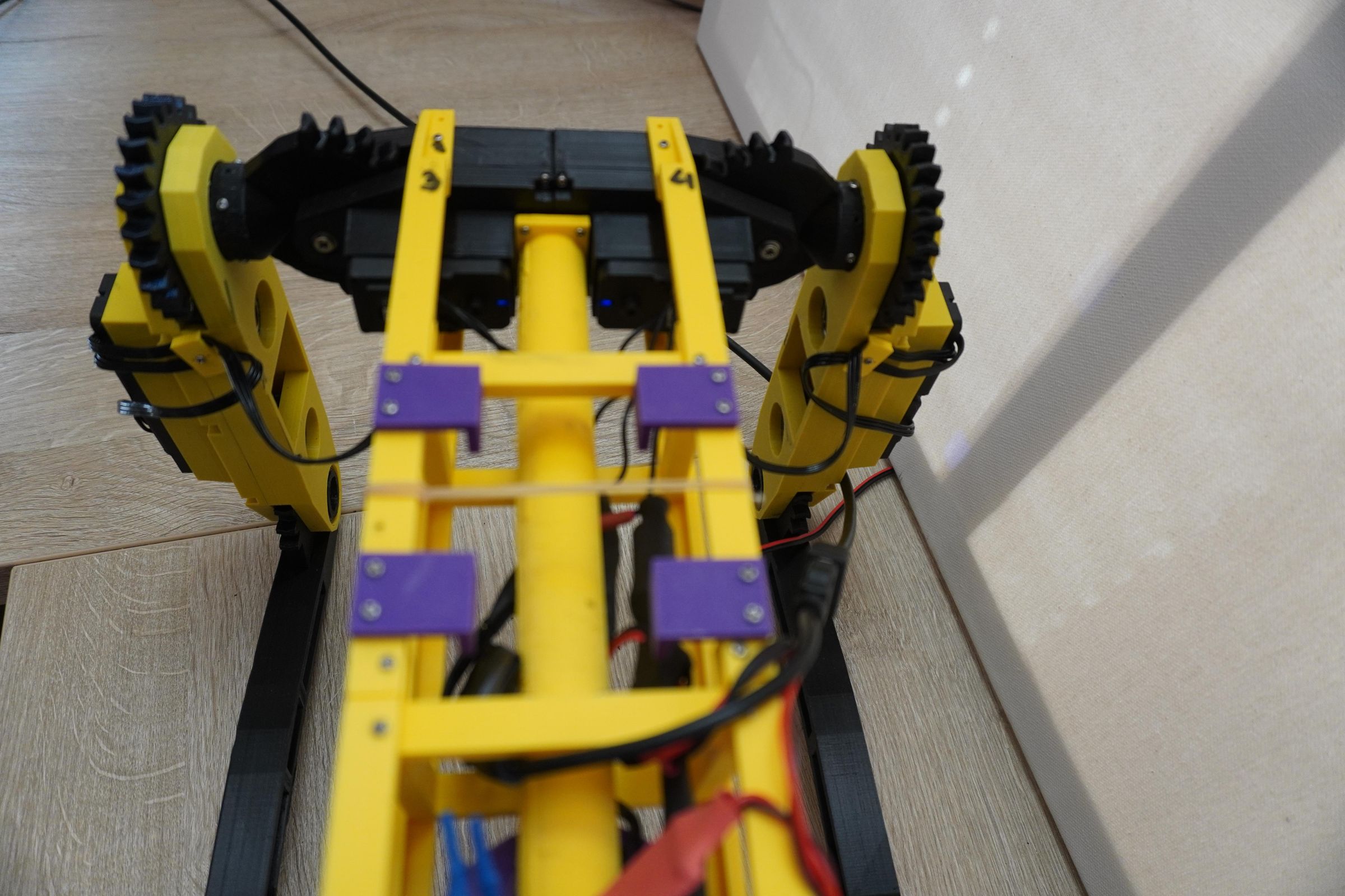 DIY Spot Like Quadruped Robot : 8 Steps - Instructables