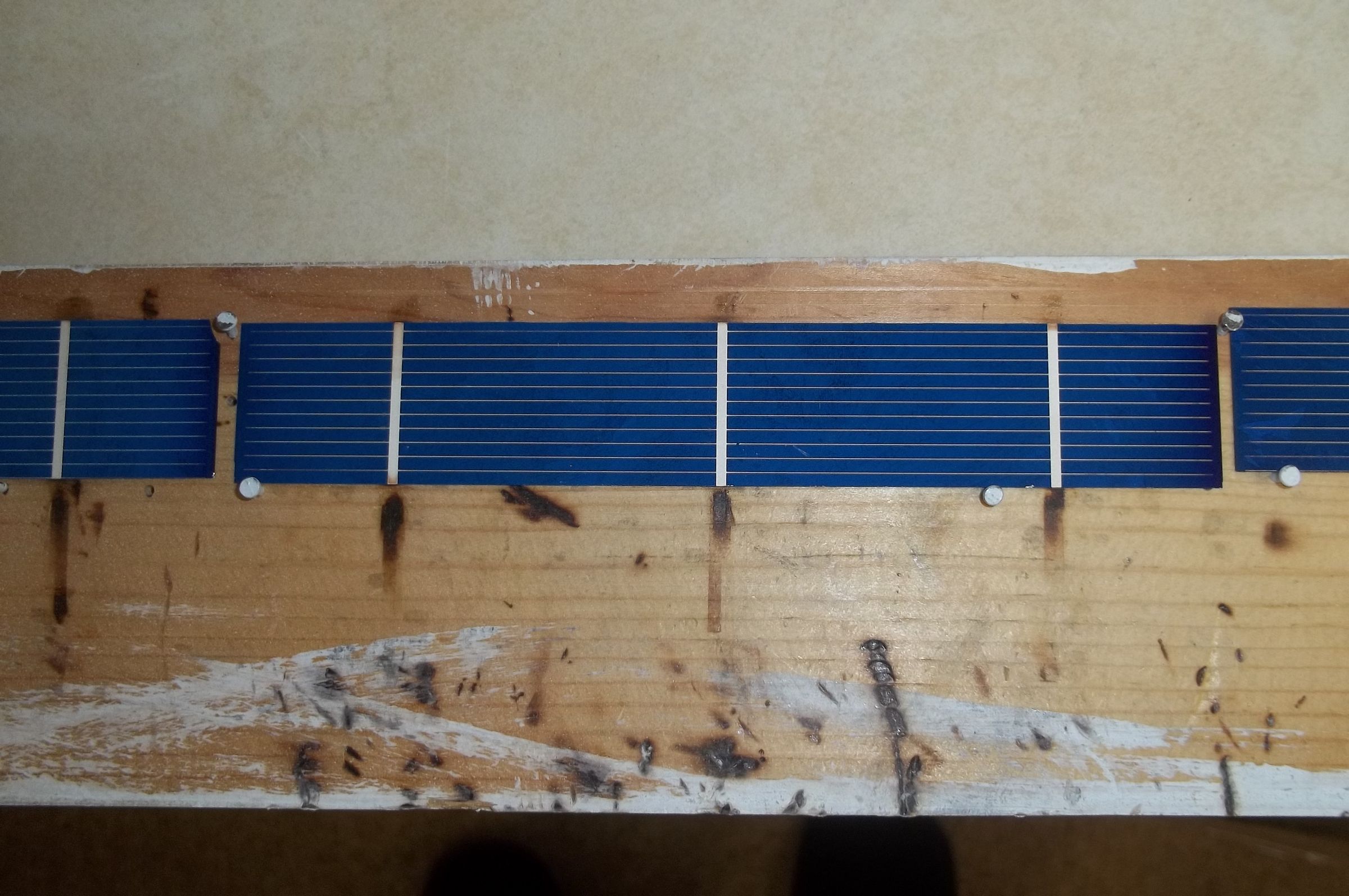 How to Solder Solar Cells Together : 6 Steps (with Pictures ...