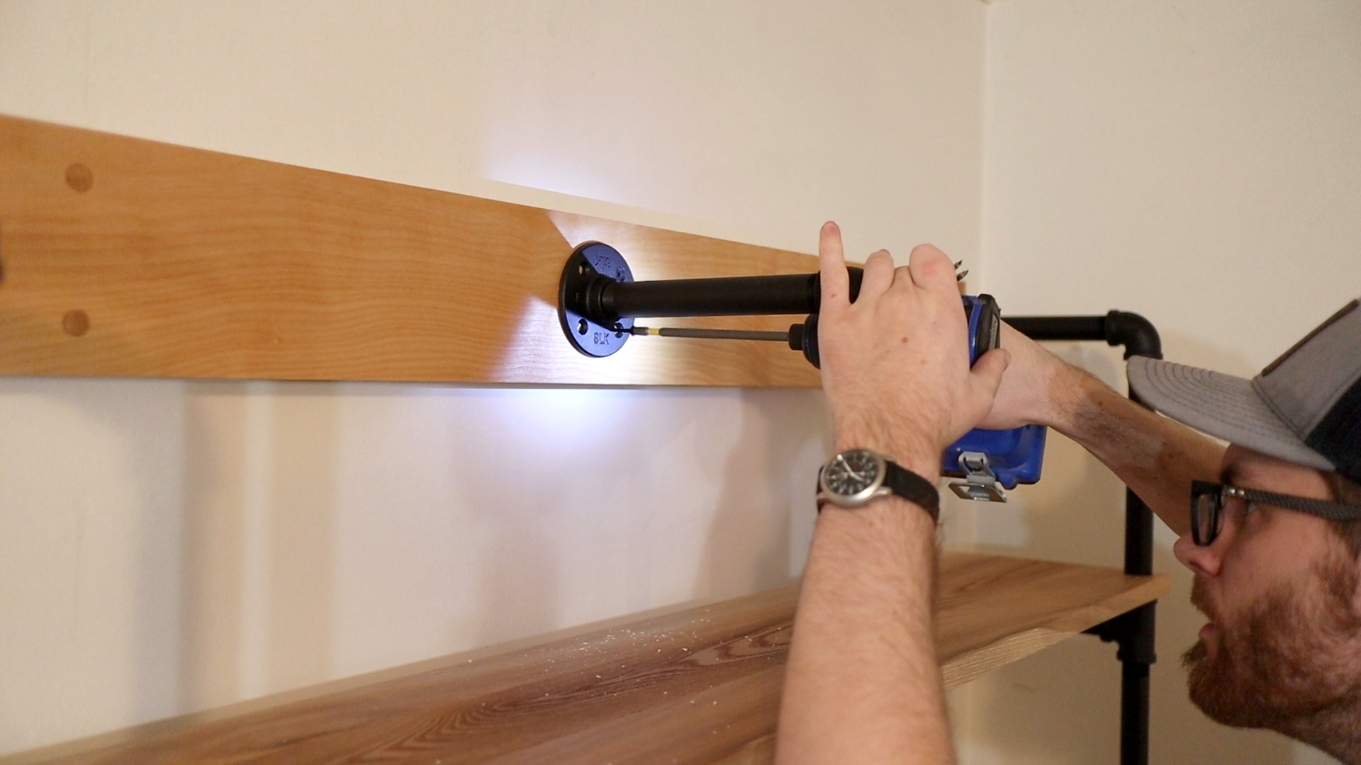 DIY Industrial Black Pipe Bookshelf! : 13 Steps (with Pictures ...