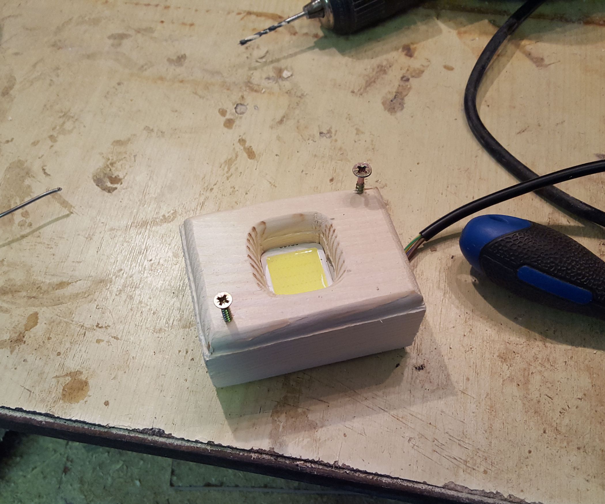Make a Very Small Led Reflector : 5 Steps - Instructables
