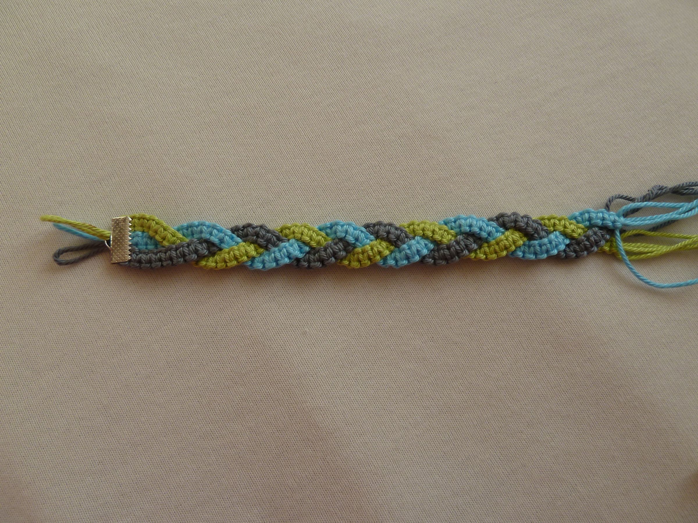 Braided Macrame Bracelet : 14 Steps (with Pictures) - Instructables