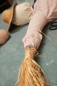 Life-Sized Scarecrow With Stand : 6 Steps - Instructables