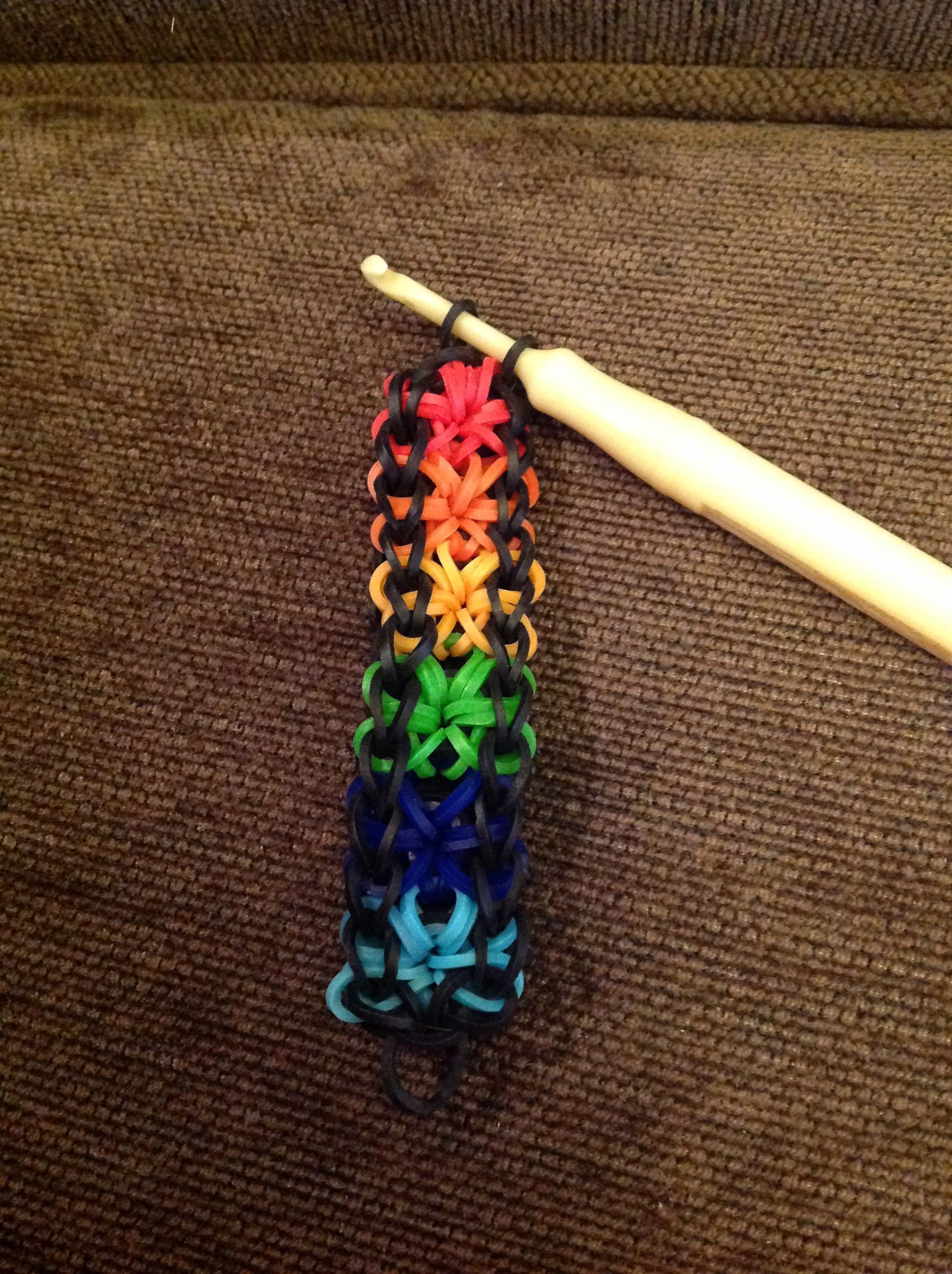 How to Make Rainbow Loom Starburst : 9 Steps (with Pictures ...
