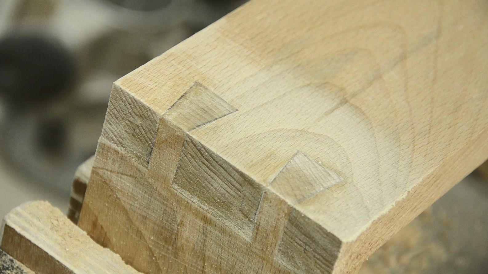 Making 5 Dovetail Guide in 15 Minutes : 10 Steps (with Pictures ...