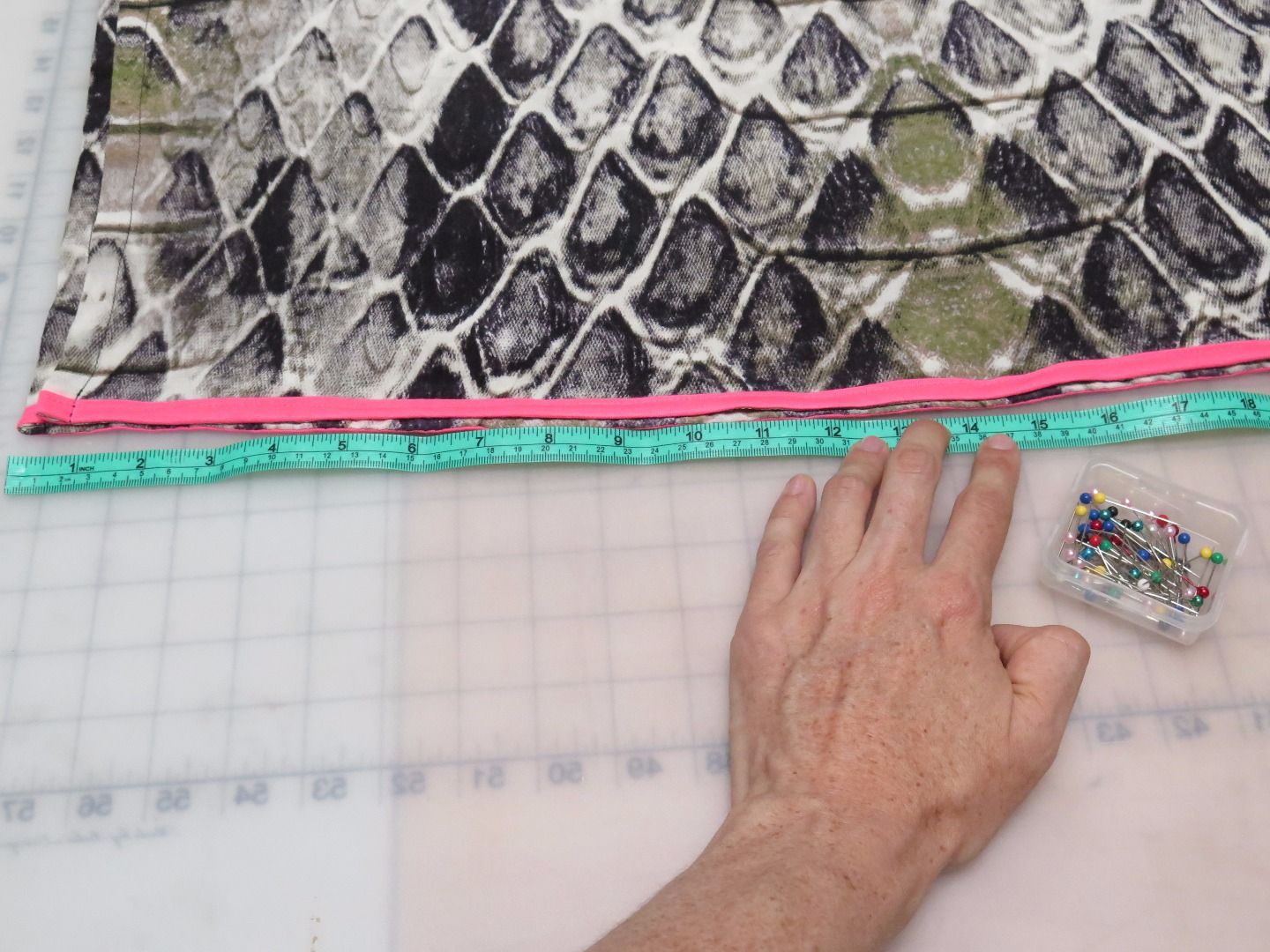 The Really Simple Rectangle Shirt : 12 Steps (with Pictures ...