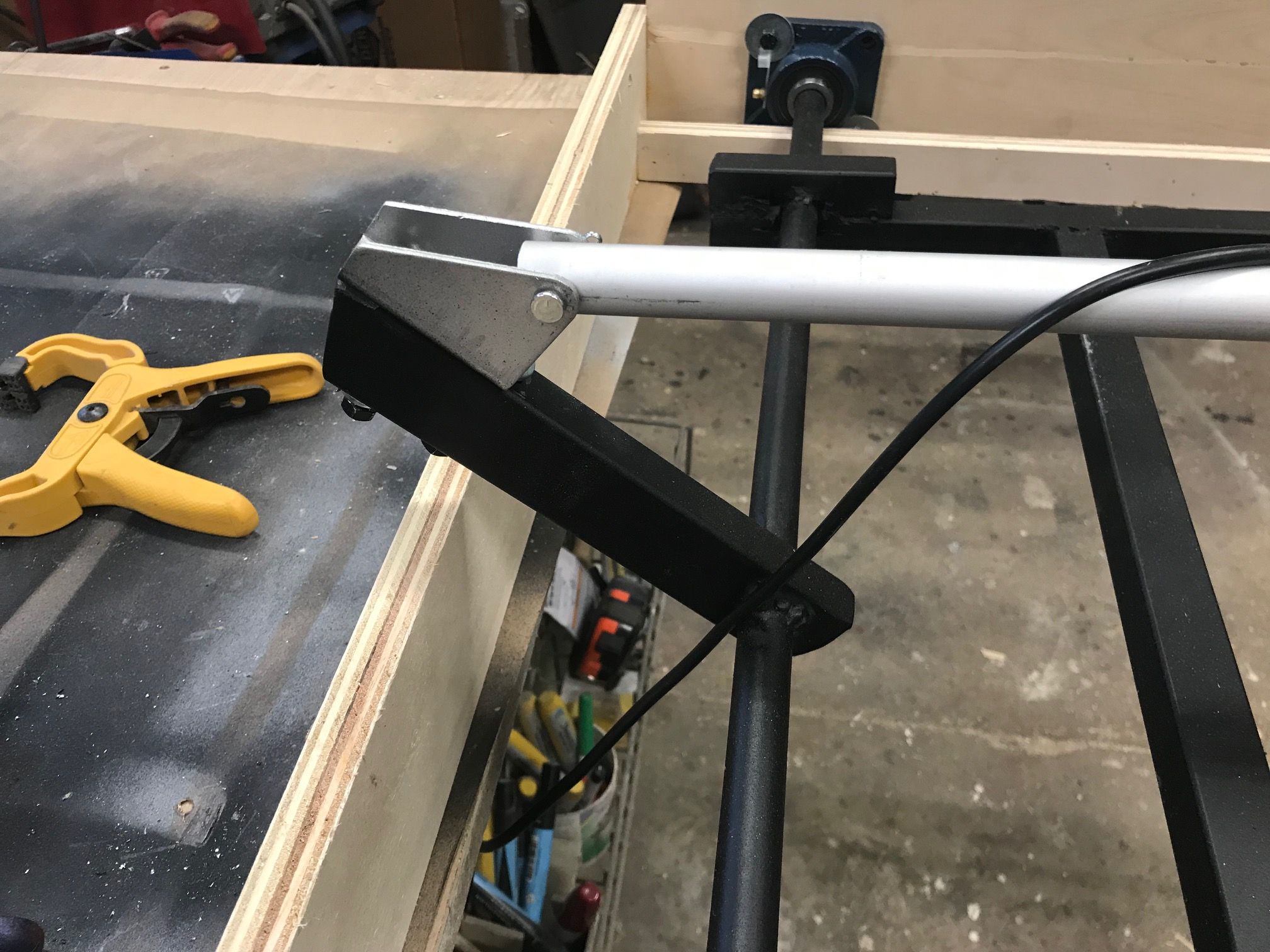 Motorized Flip Down TV Lift : 7 Steps (with Pictures) - Instructables