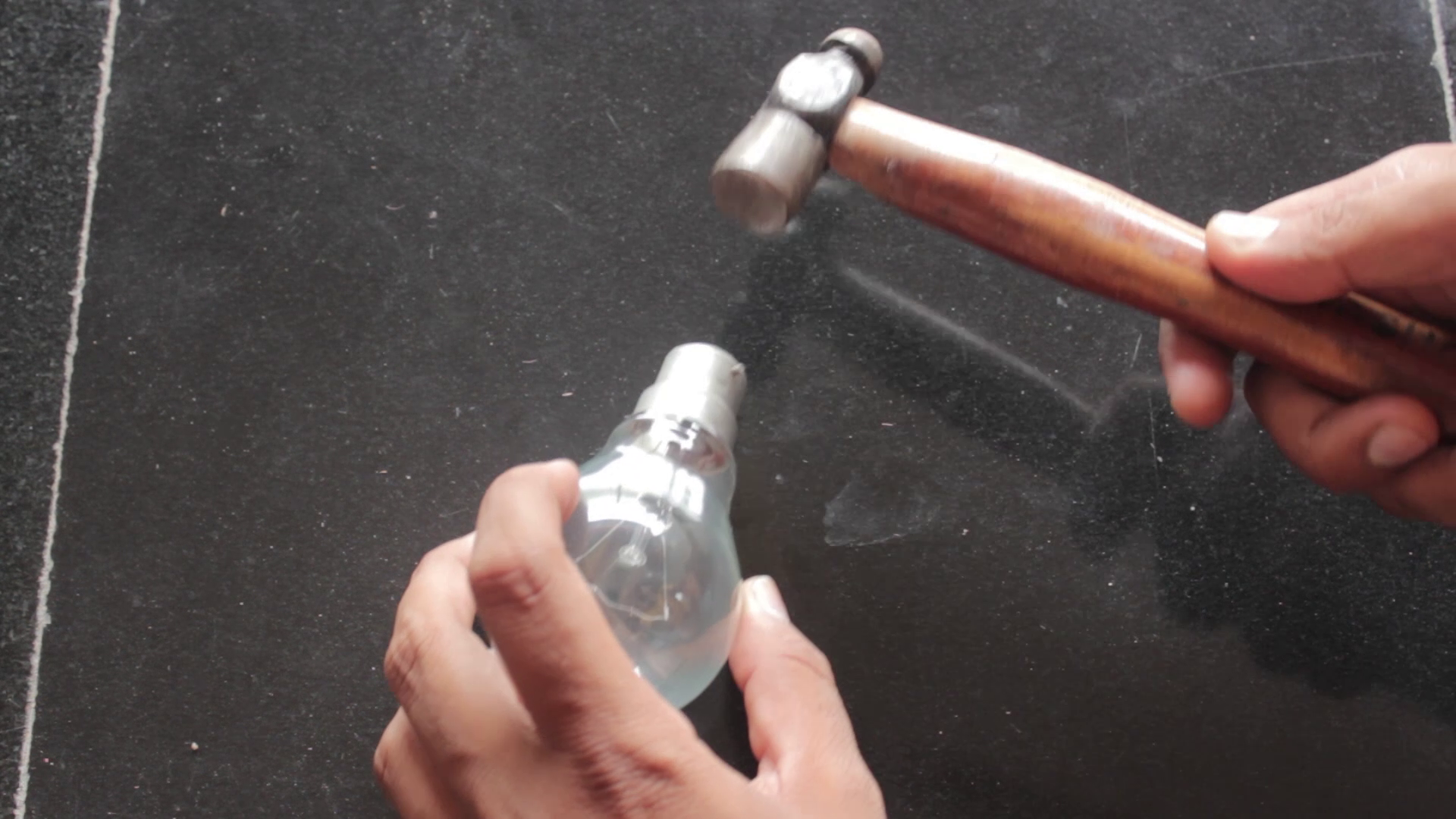 DIY Make Light Bulb Smart Phone Projector at Home Easy Way : 9 Steps ...