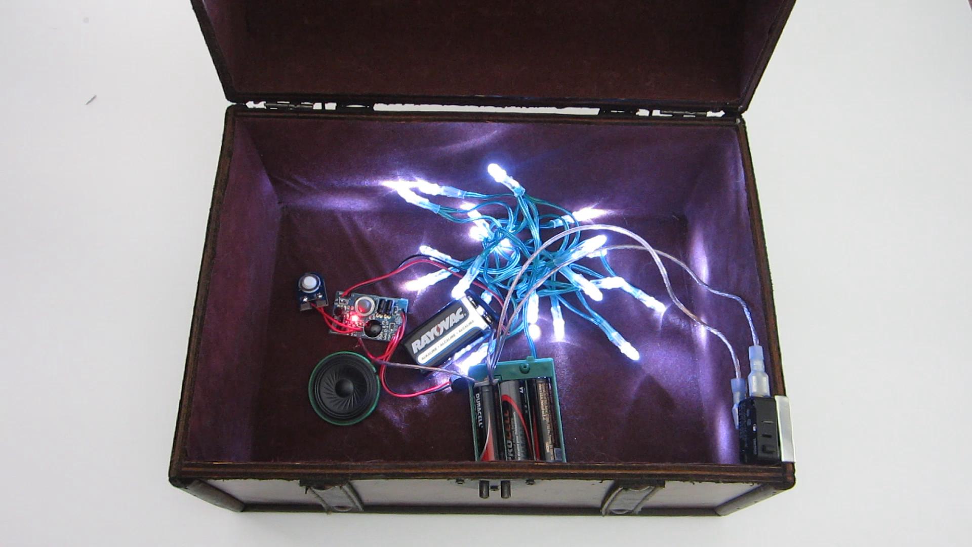 Glowing Treasure Chest : 10 Steps (with Pictures) - Instructables