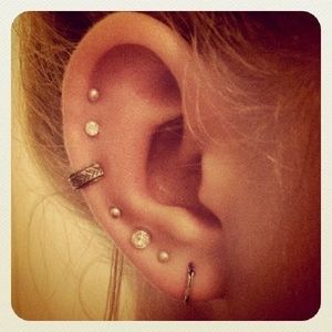 How to Properly Pierce the Ear : 5 Steps - Instructables