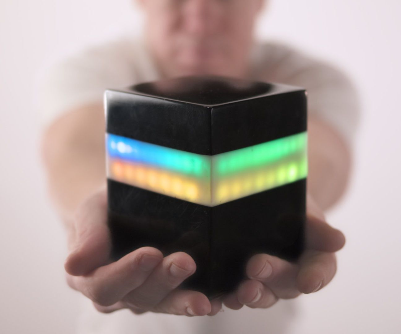 Wirelessly-Charged Epoxy LED Cube Lamp : 13 Steps (with Pictures ...