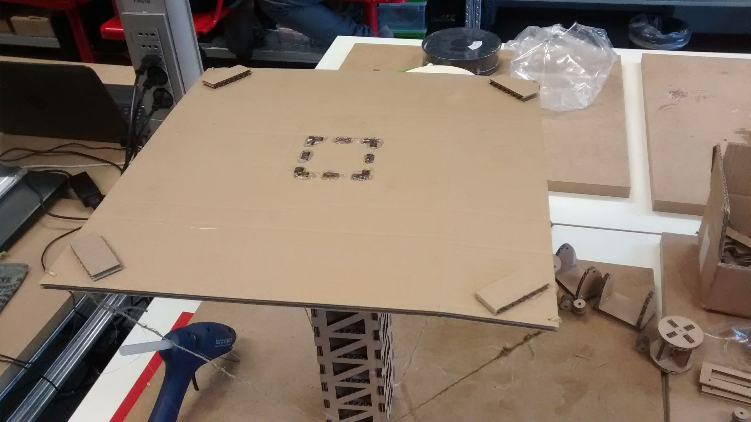 Cardboard Crane : 5 Steps (with Pictures) - Instructables