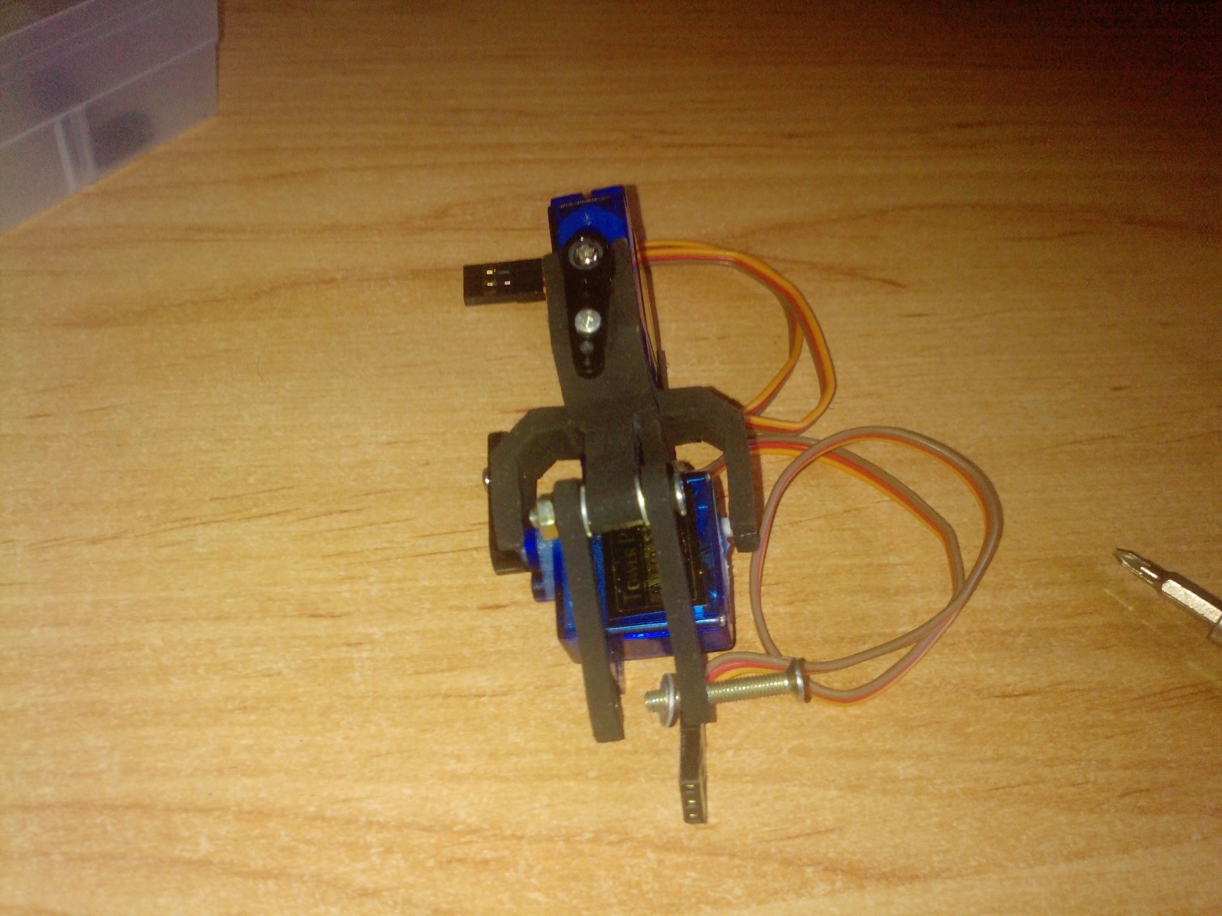 DIY Handmade Hexapod With Arduino (Hexdrake) : 19 Steps (with Pictures) - Instructables