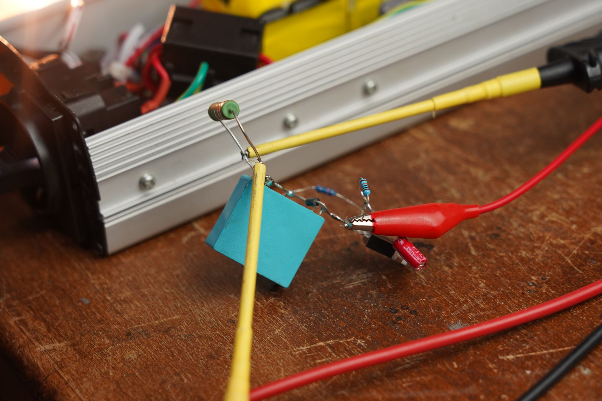 How to Make a Softstarter : 4 Steps (with Pictures) - Instructables