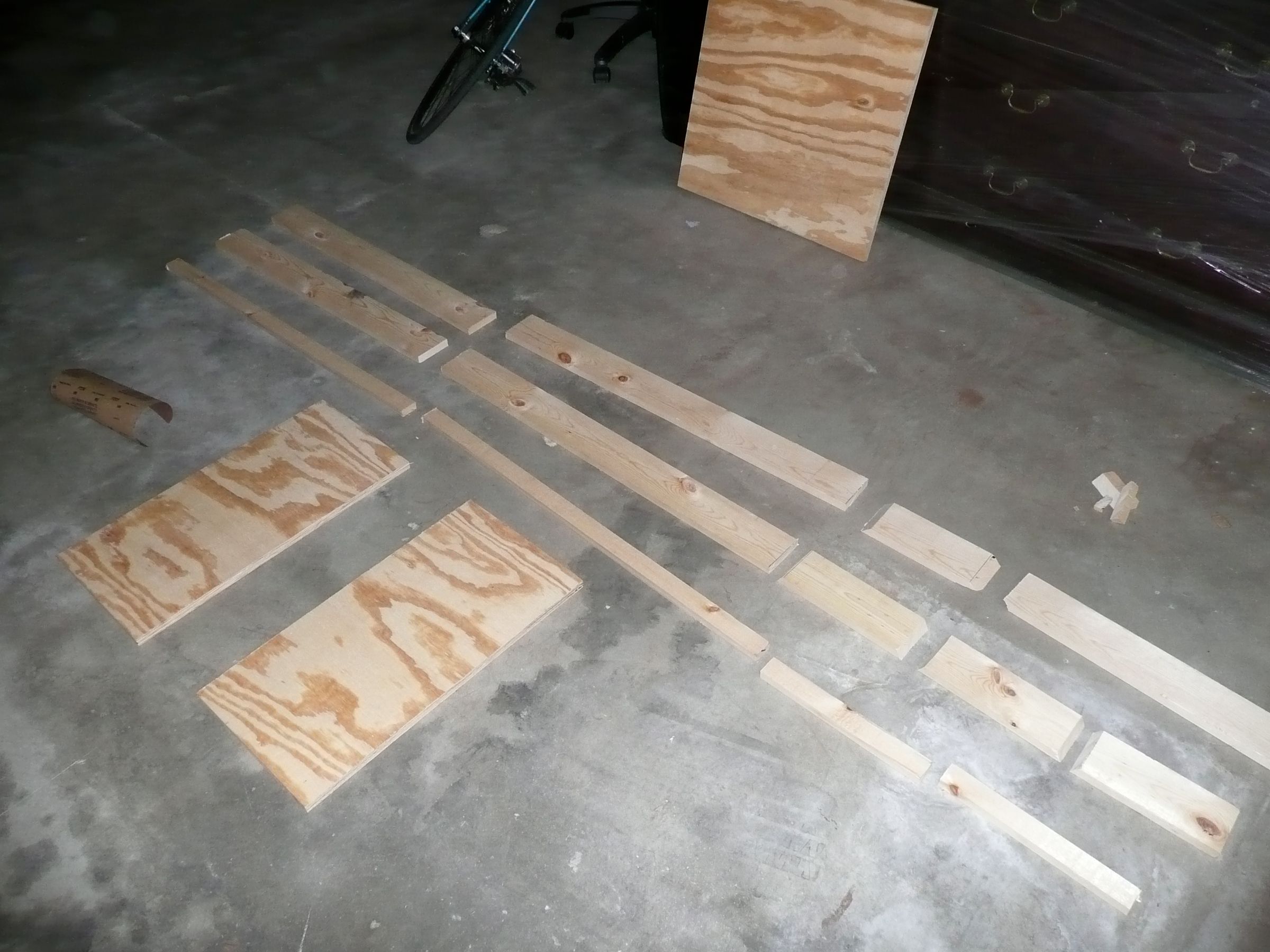 Collapsible Desk : 13 Steps - Instructables