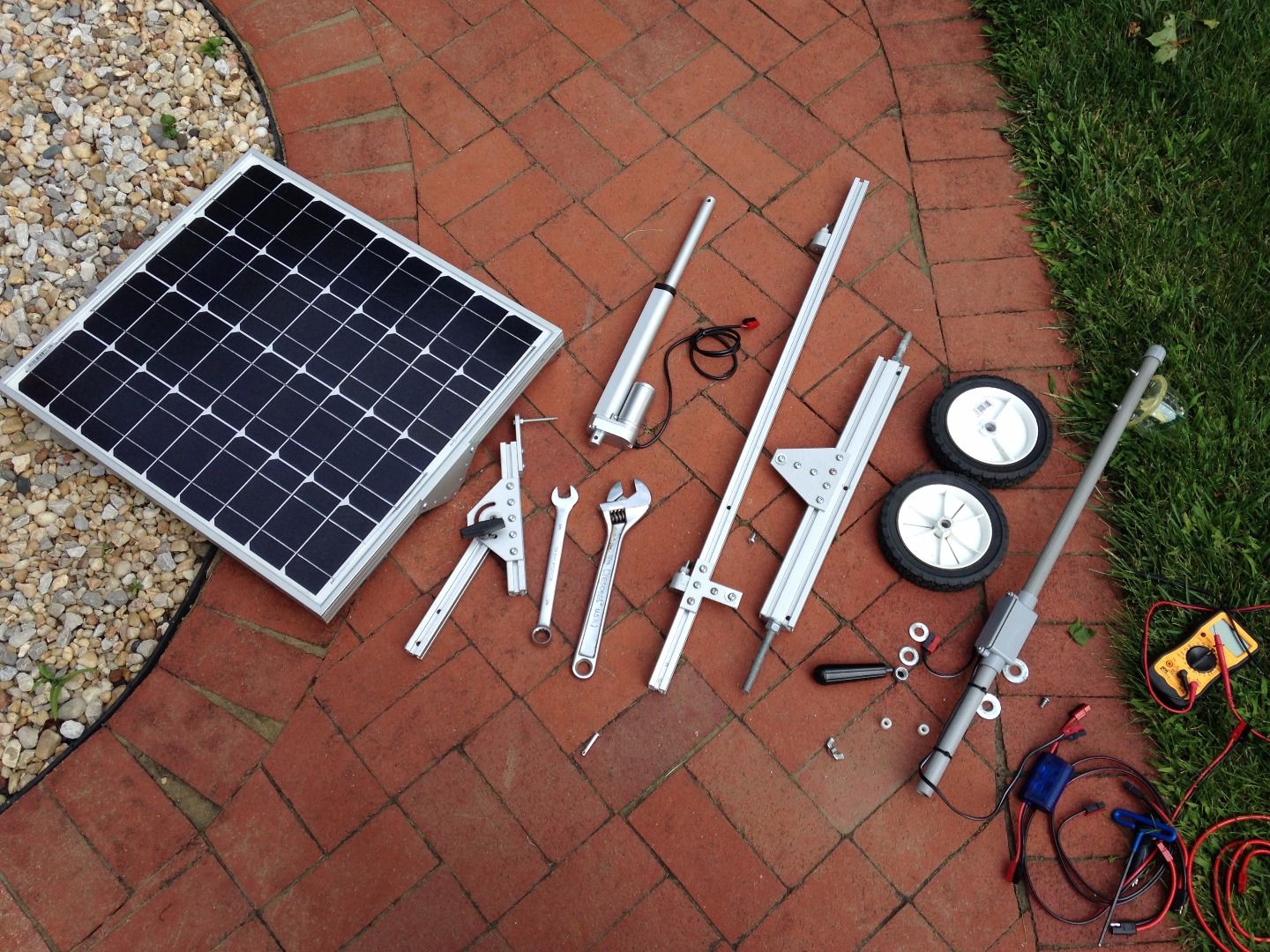 Portable Solar Auto Tracking System : 9 Steps (with Pictures ...