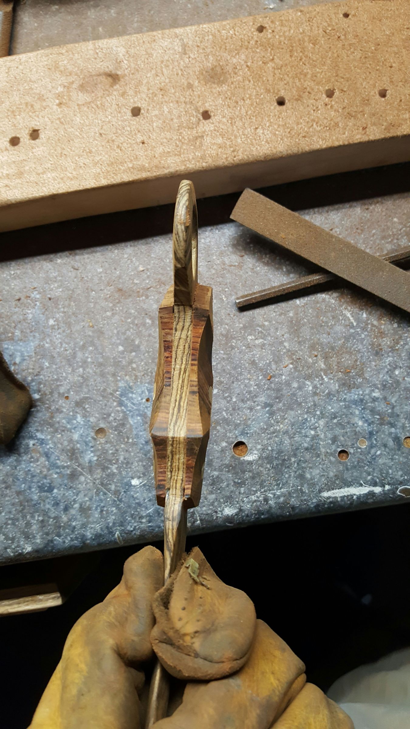 Training Karambit : 6 Steps (with Pictures) - Instructables