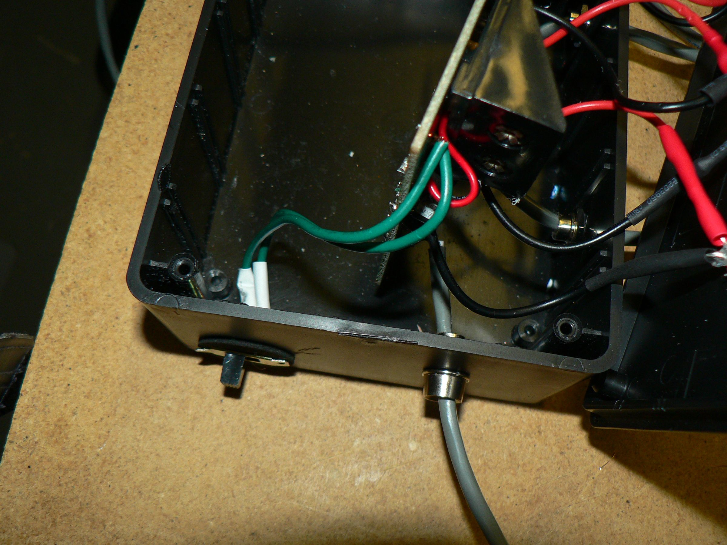 Quiz Show Buzzer System Using Staples Easy Button : 7 Steps (with ...