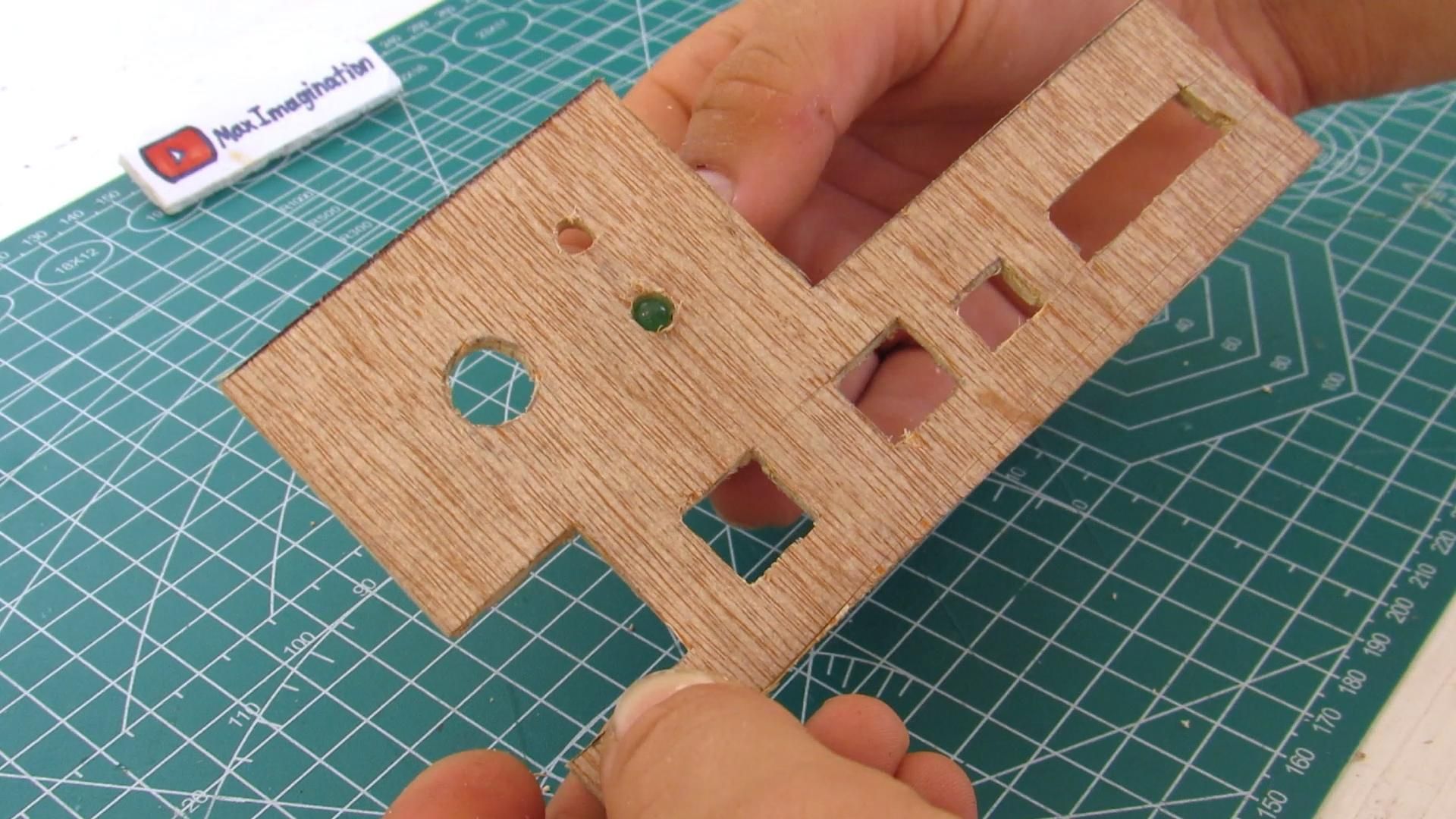 Build a Variable Lab Bench Power Supply : 22 Steps (with Pictures ...