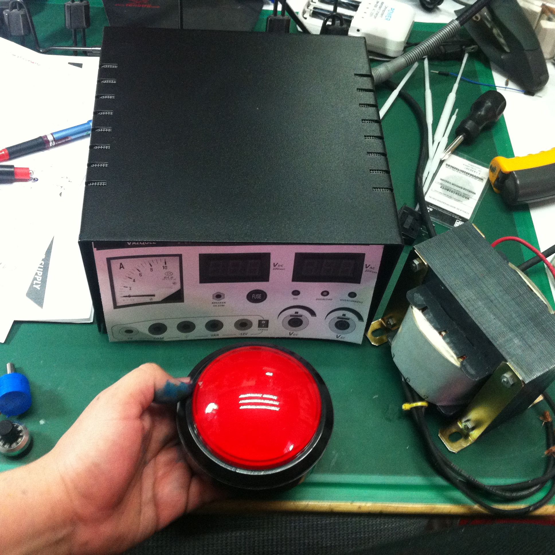 Design and Implementation of a 10Amp Linear Power Supply : 15 Steps ...