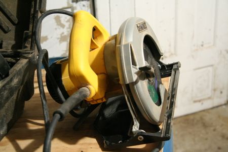Convert a Hand-held Circular Saw Into a Table Saw : 8 Steps (with ...