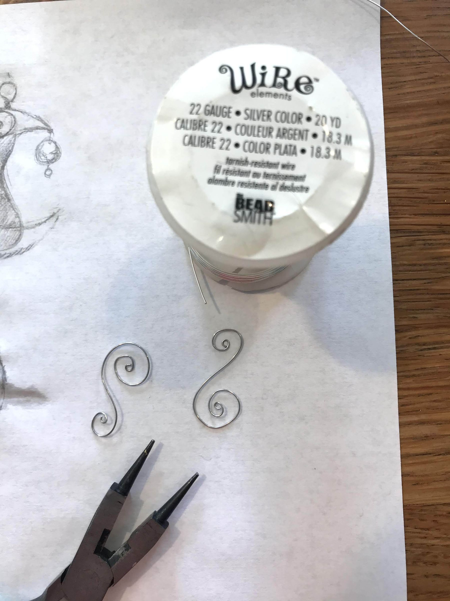 How to Design (and Finish!) a Wire Wrapped Moon Pendant : 8 Steps (with ...