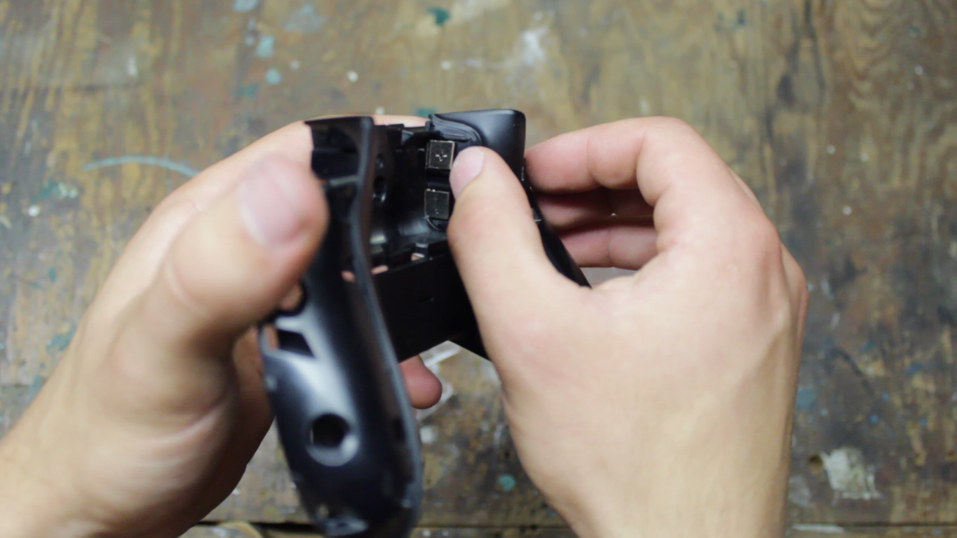 How to Make a Backlit Xbox One Controller Mod : 10 Steps (with Pictures ...