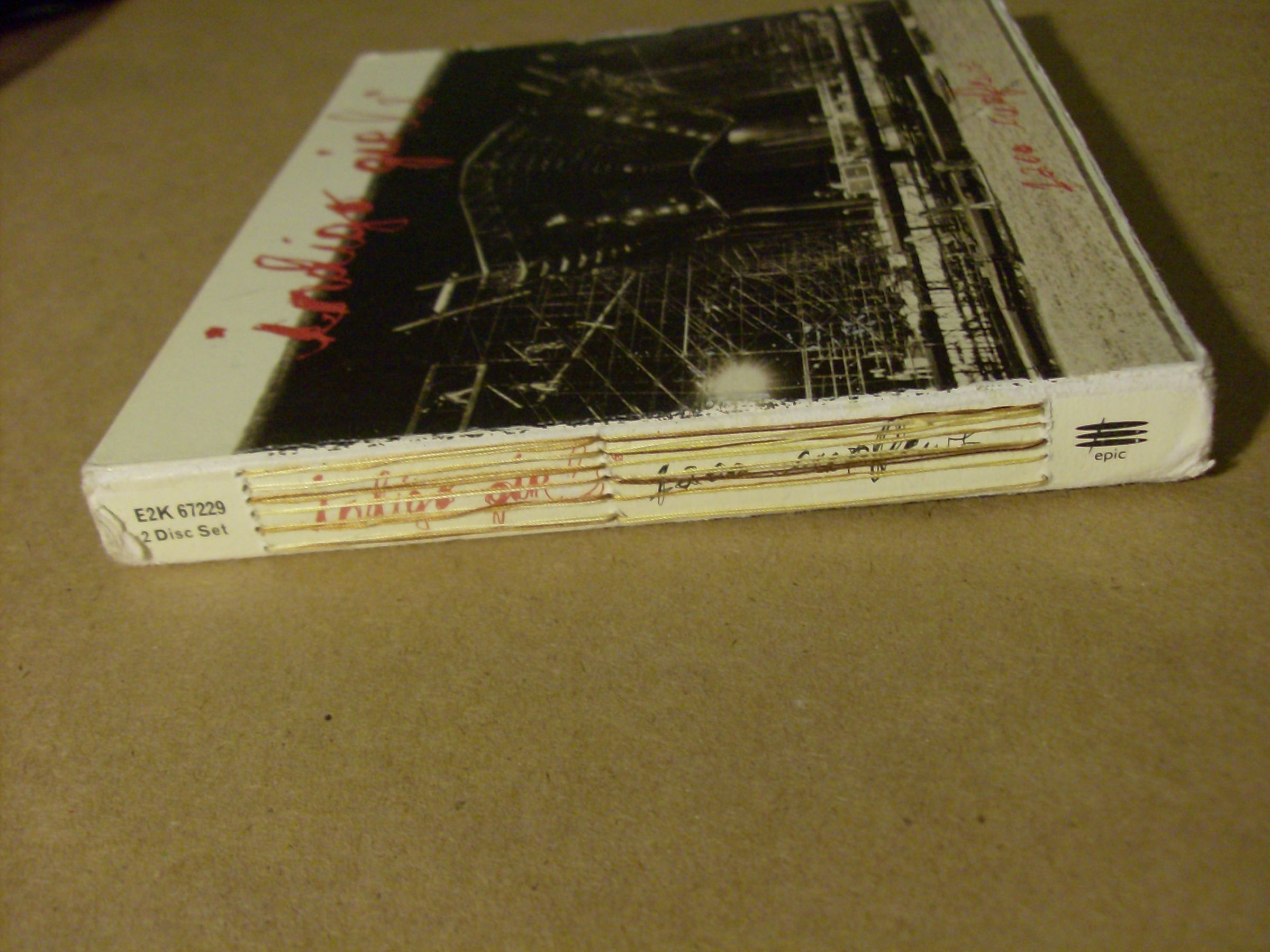 Upcycle Your Old CD Covers : 6 Steps - Instructables