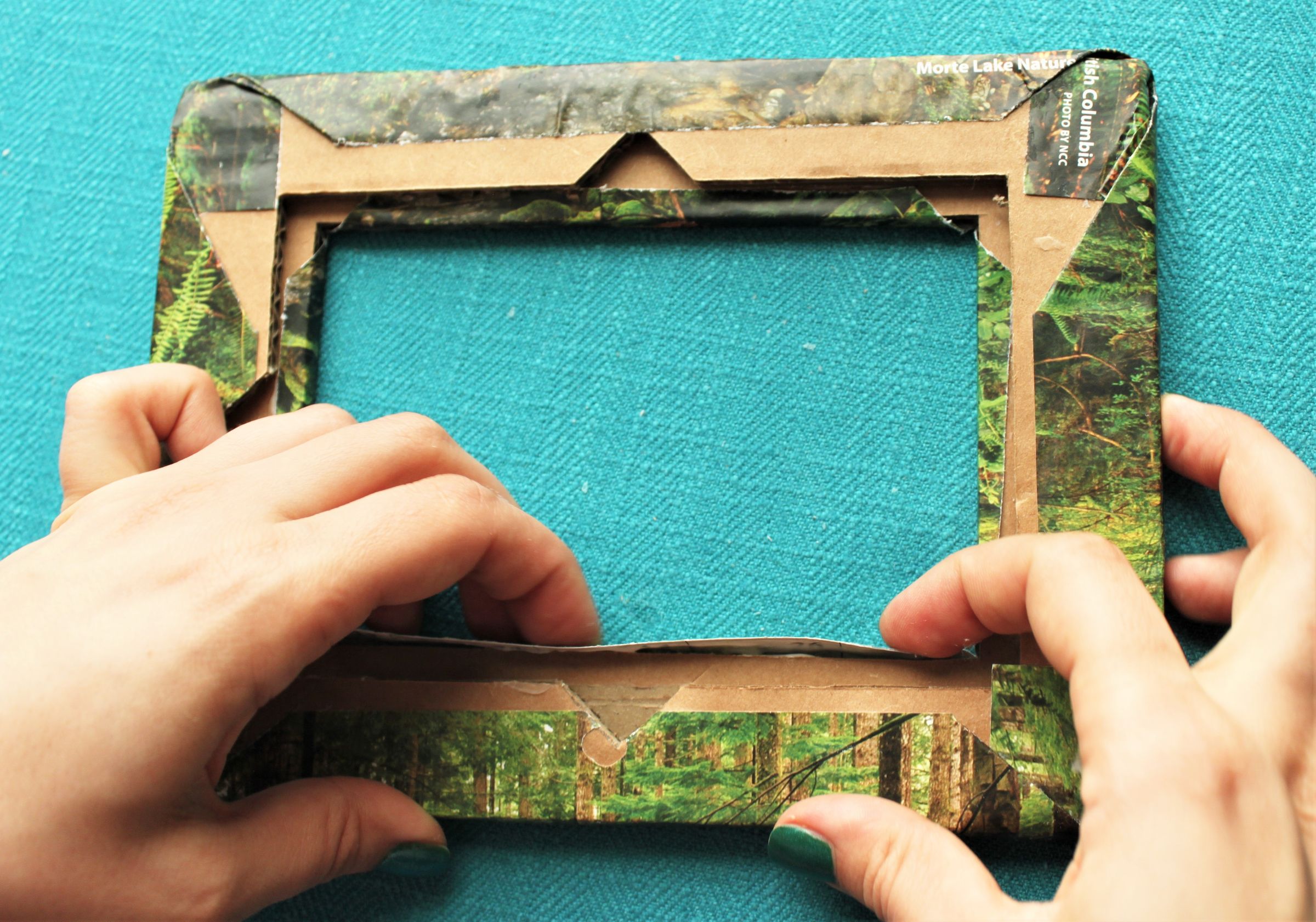DIY PICTURE FRAME From Cardboard and Decorative Materials : 14 Steps ...