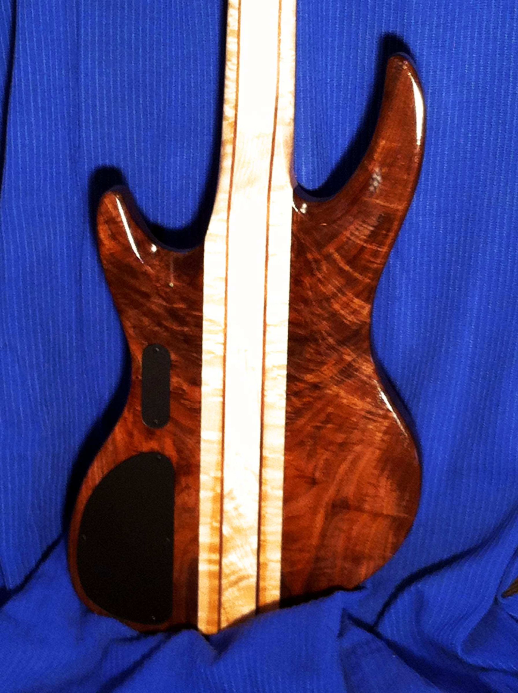 Building My First Bass Guitar : 22 Steps (with Pictures) - Instructables