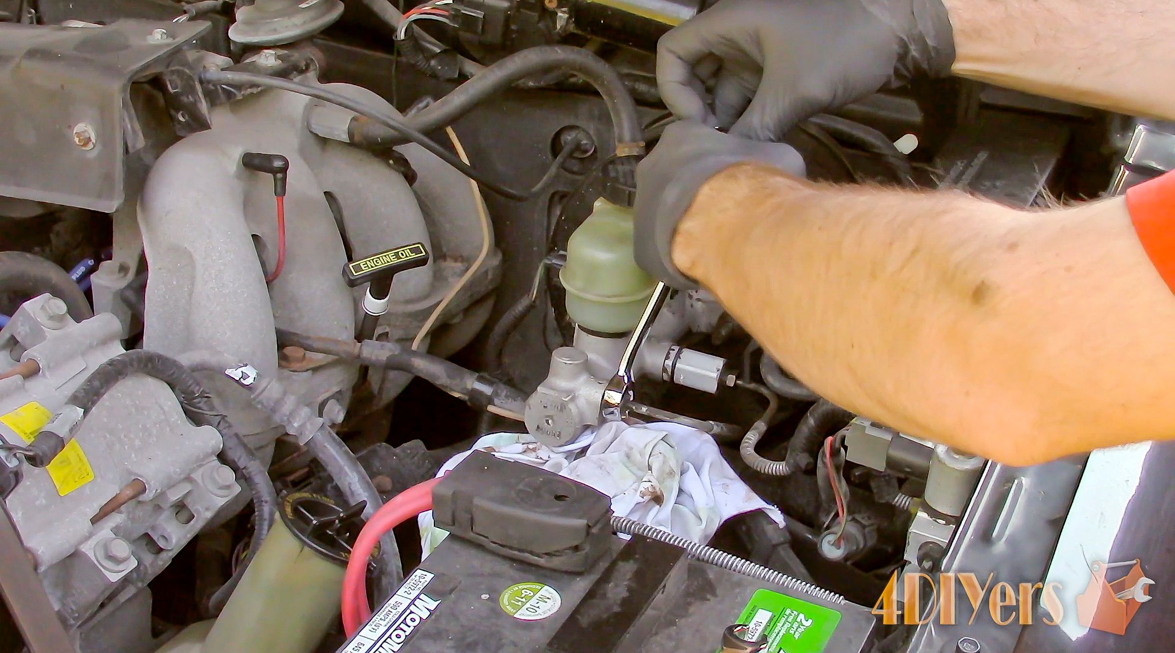 How to Replace Brake Lines : 6 Steps (with Pictures) - Instructables