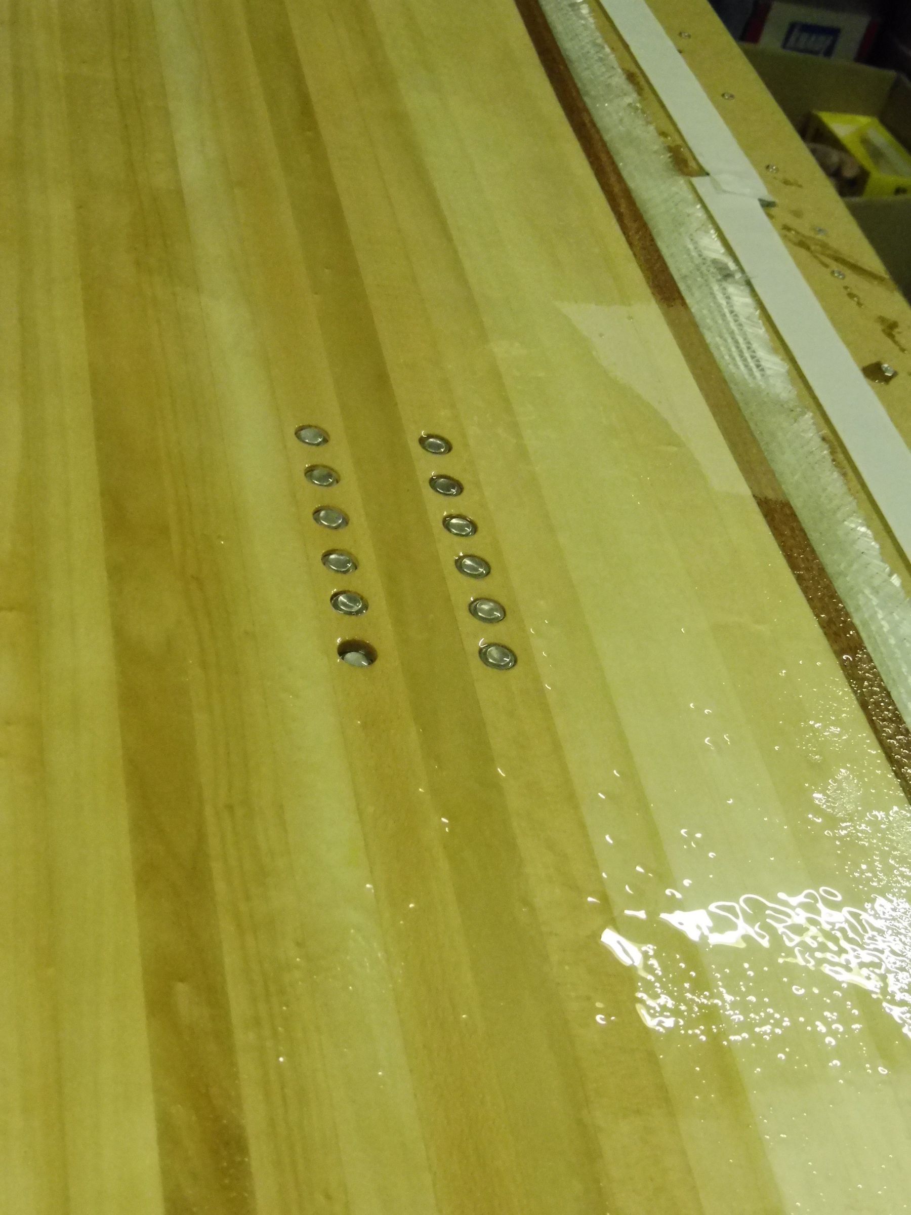 How to Build Your Own Snowboard or Skis : 10 Steps (with Pictures ...