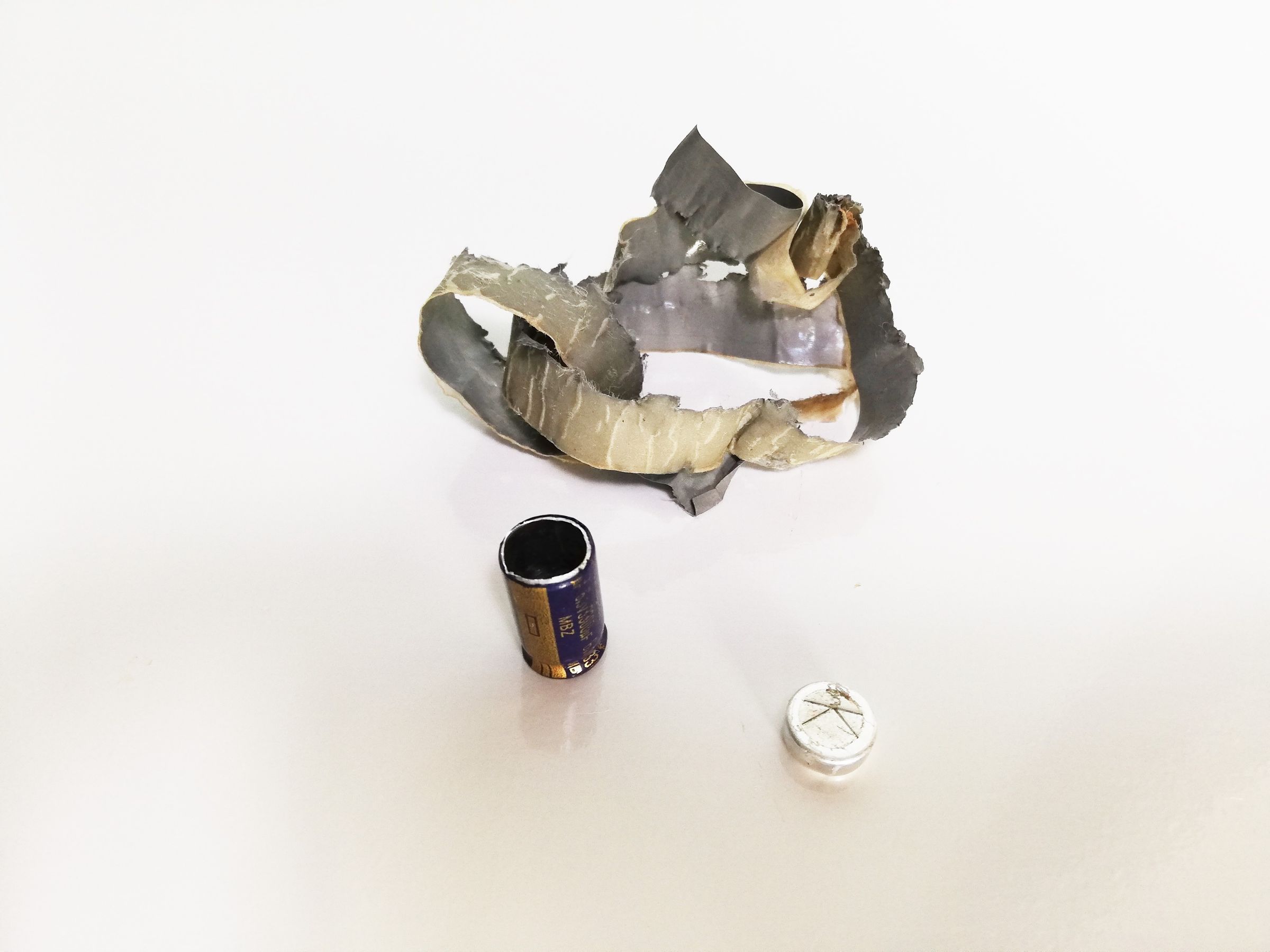 3D Printed Fake Capacitor Compartment : 8 Steps (with Pictures ...