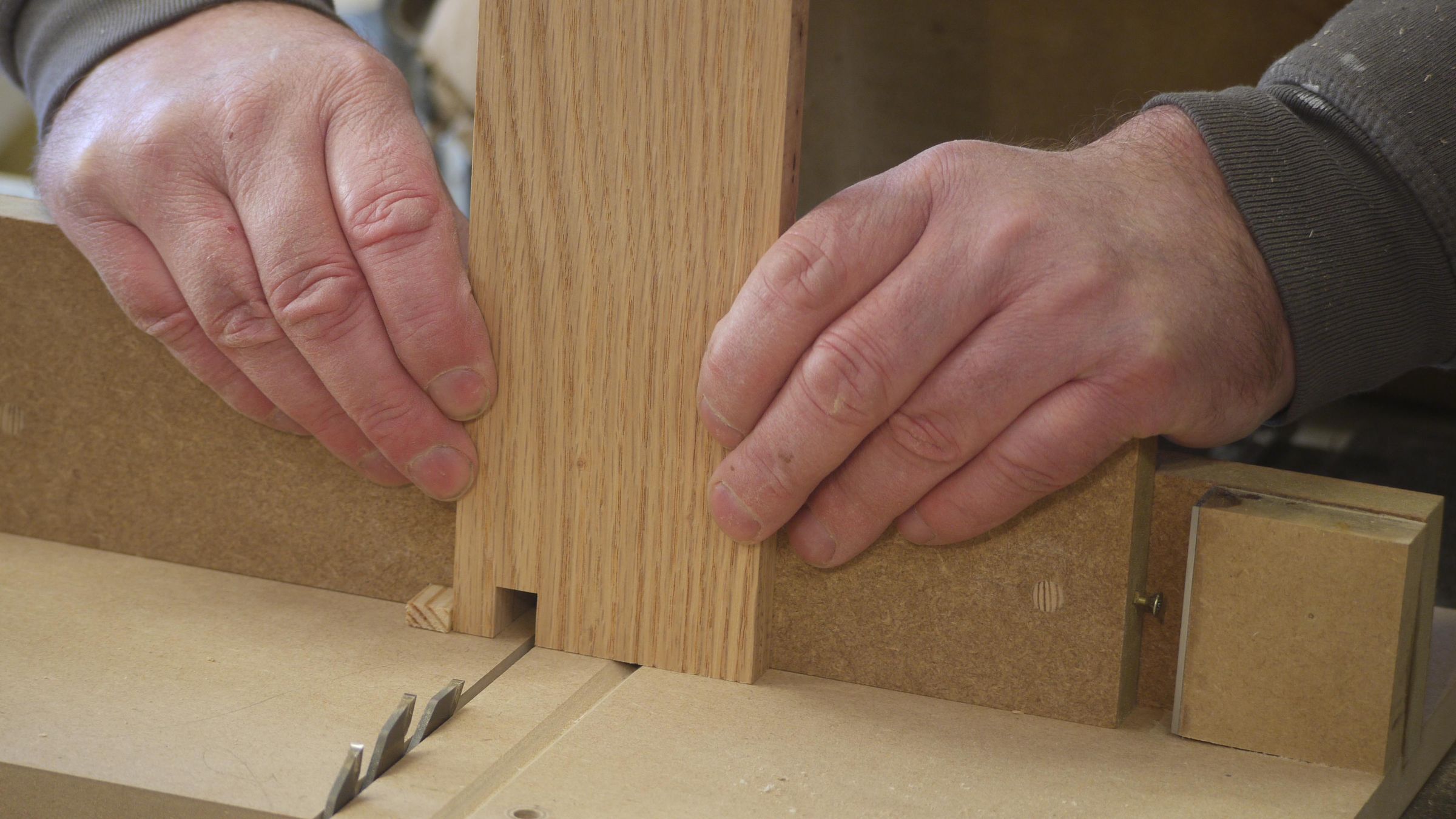 How to Cut a Box Joint Without a Dado Stack : 7 Steps (with Pictures ...