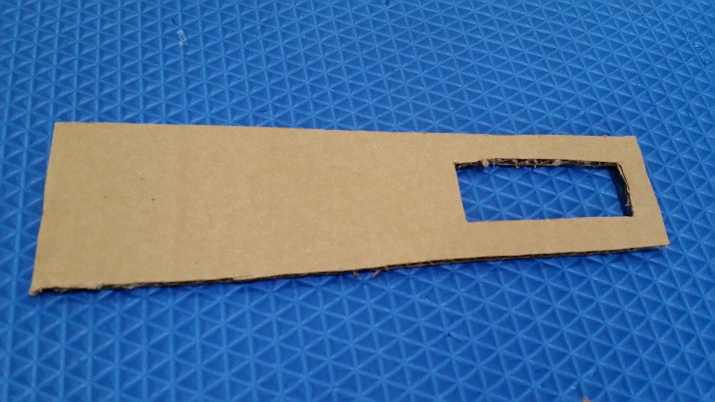 Working Cardboard Mandalorian Gauntlet: How to Make It : 14 Steps (with ...