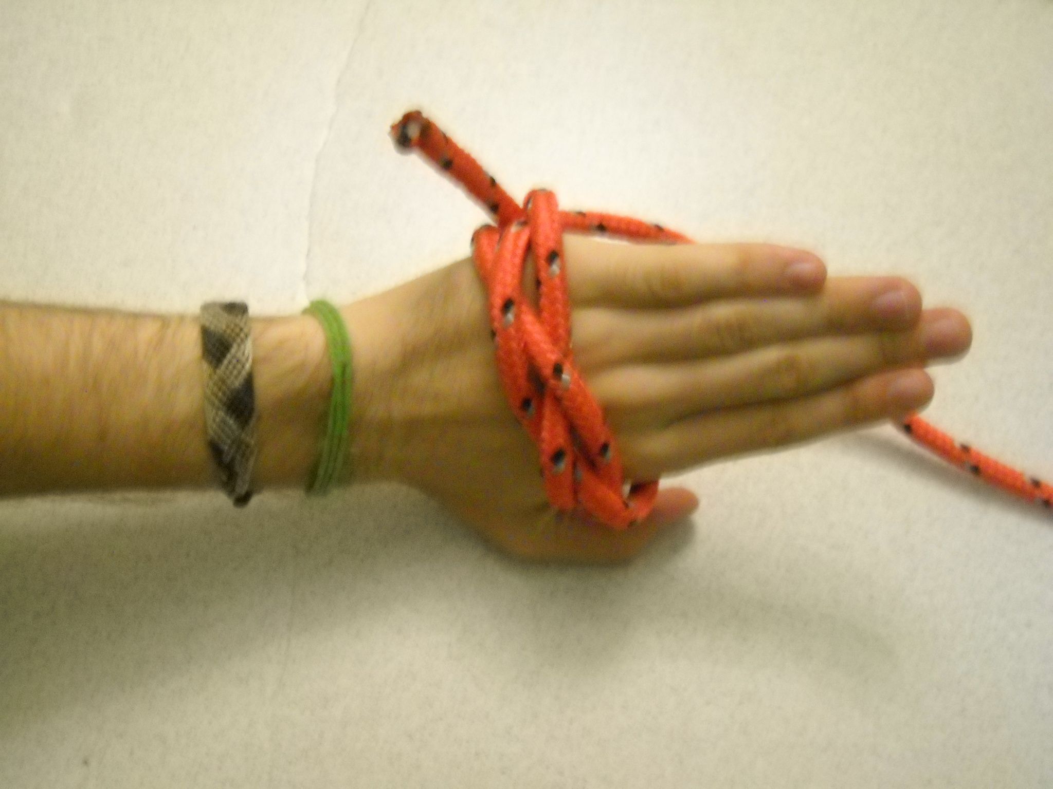 How to Tie a Woggle or Turk's Head Knot : 19 Steps - Instructables