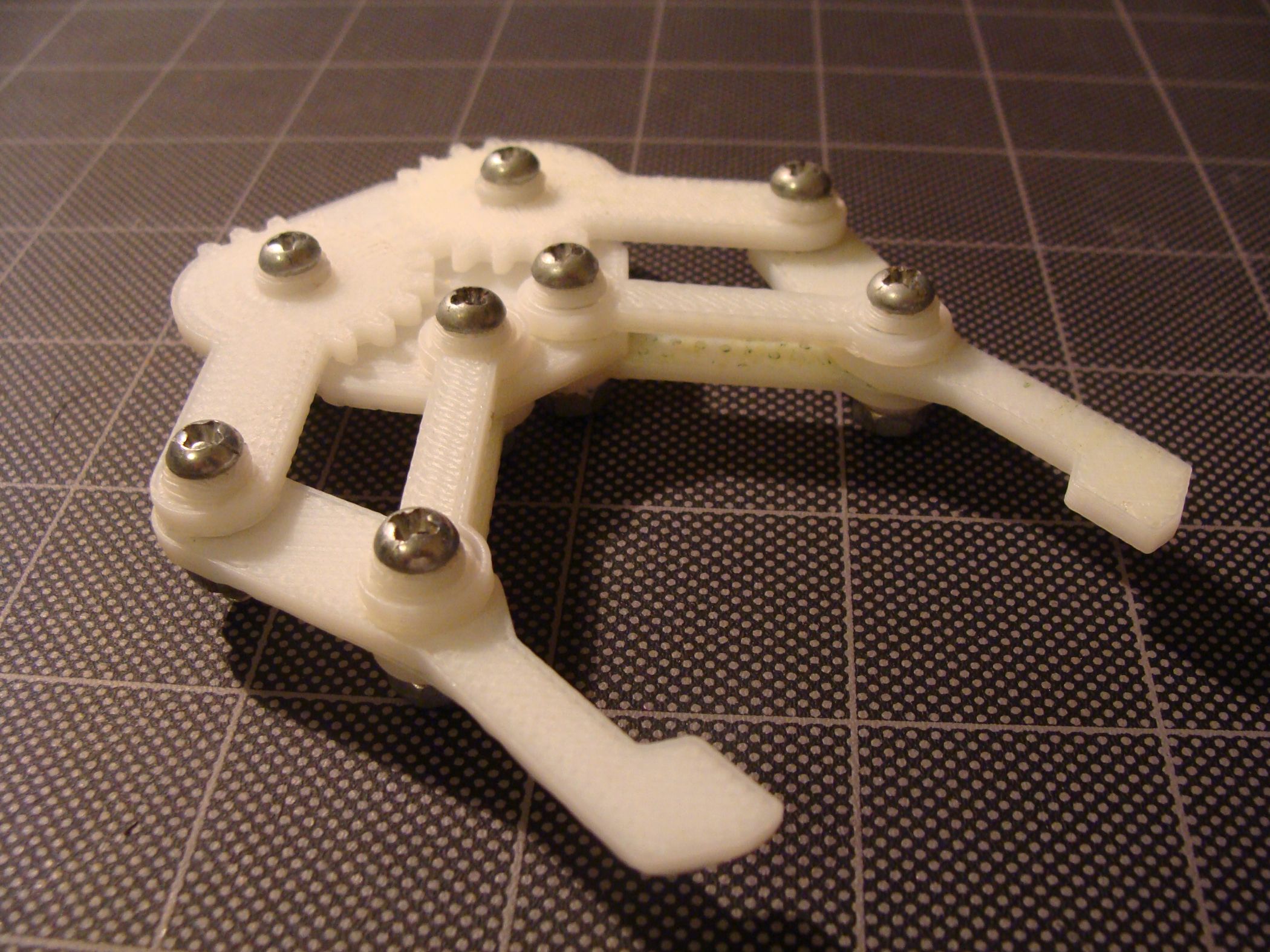 Simple Robot Claw - Instructables