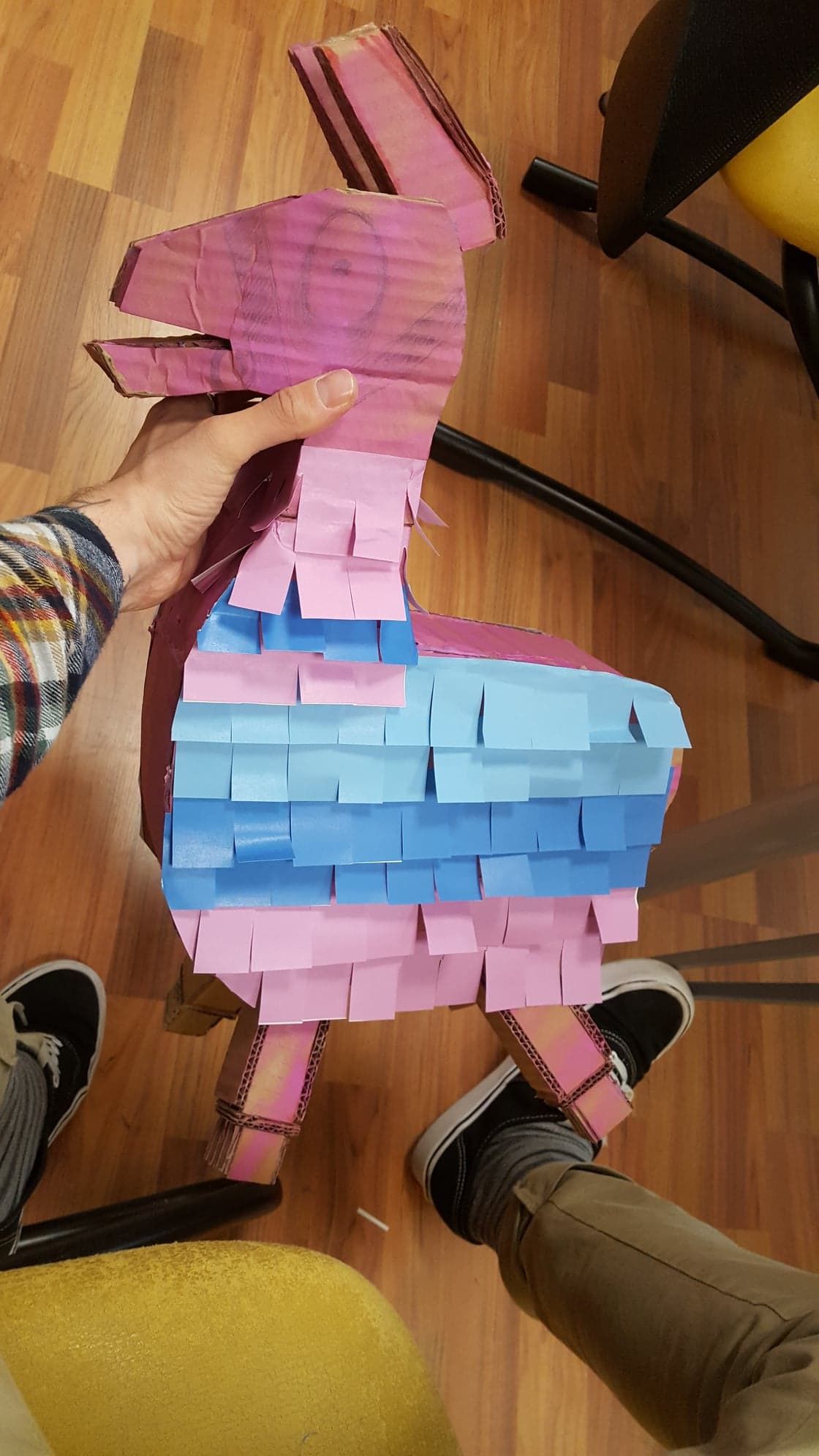 Cardboard Loot Llama Fortnite : 10 Steps (with Pictures) - Instructables