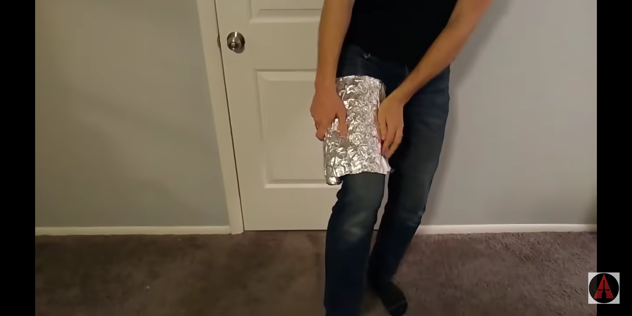 How to Make a Duct Tape Mannequin/Dummy : 7 Steps - Instructables