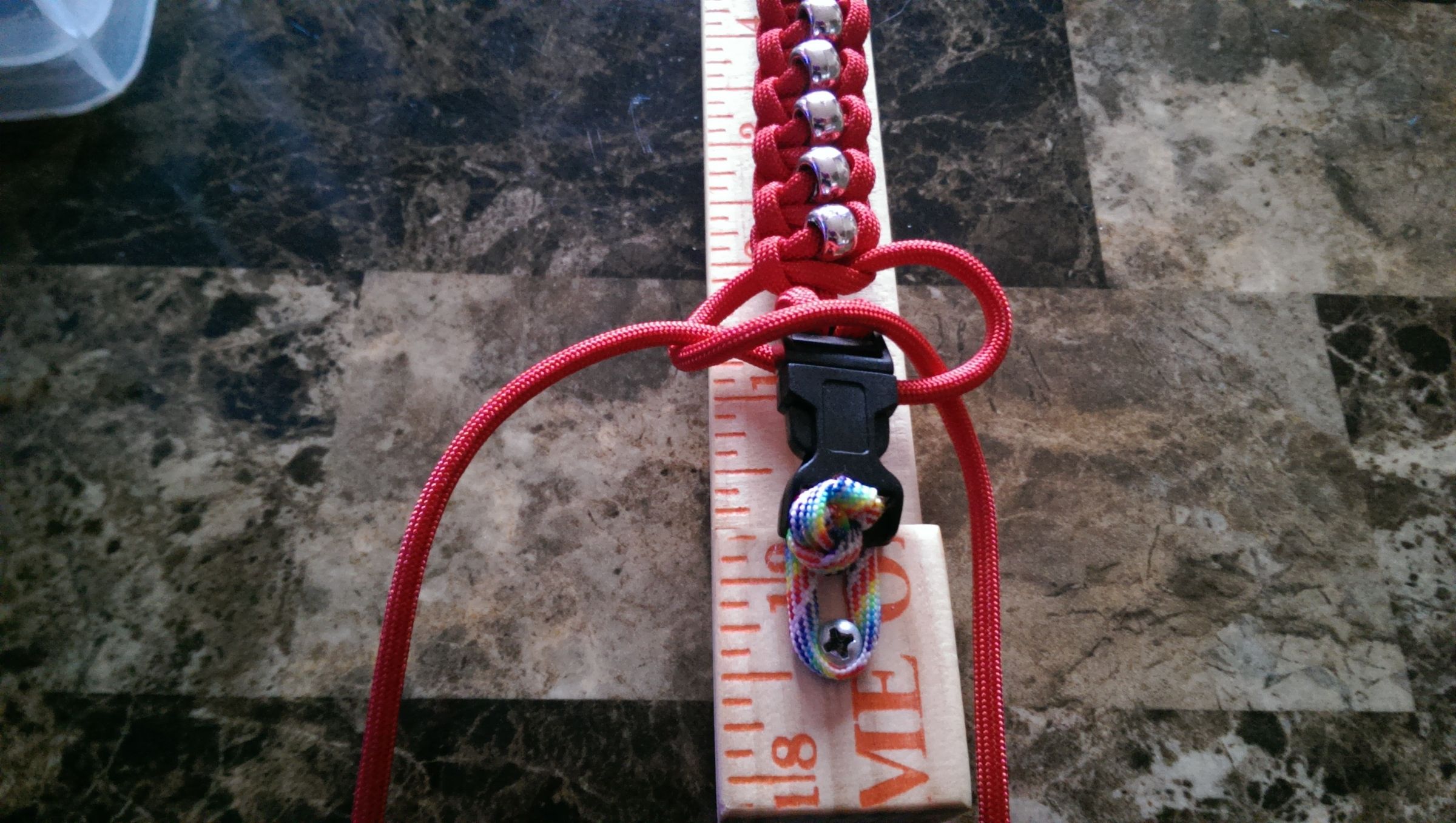 Beaded Paracord Bracelet : 7 Steps - Instructables