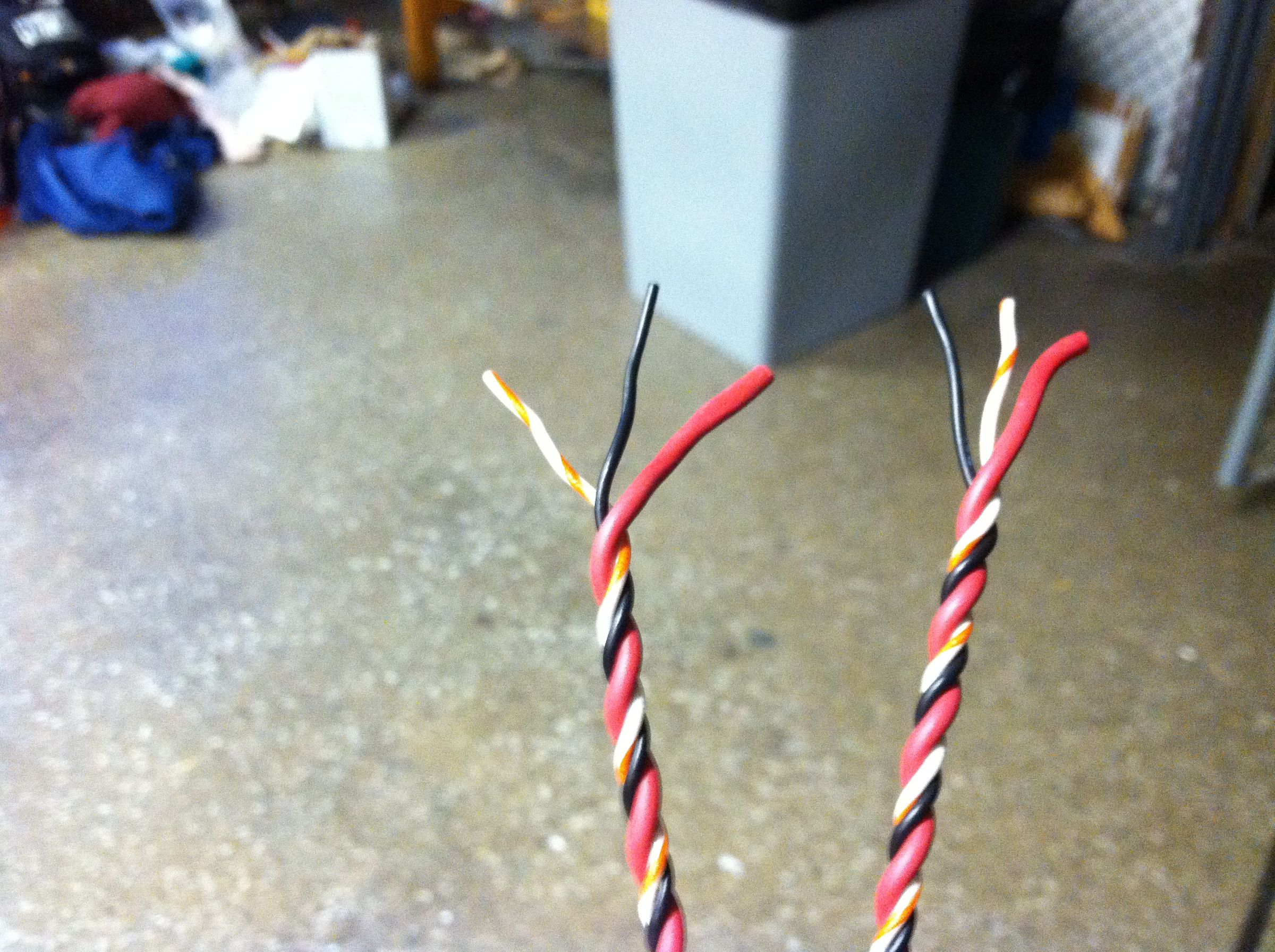 Reduce Clutter by Twisting Wires : 5 Steps (with Pictures) - Instructables