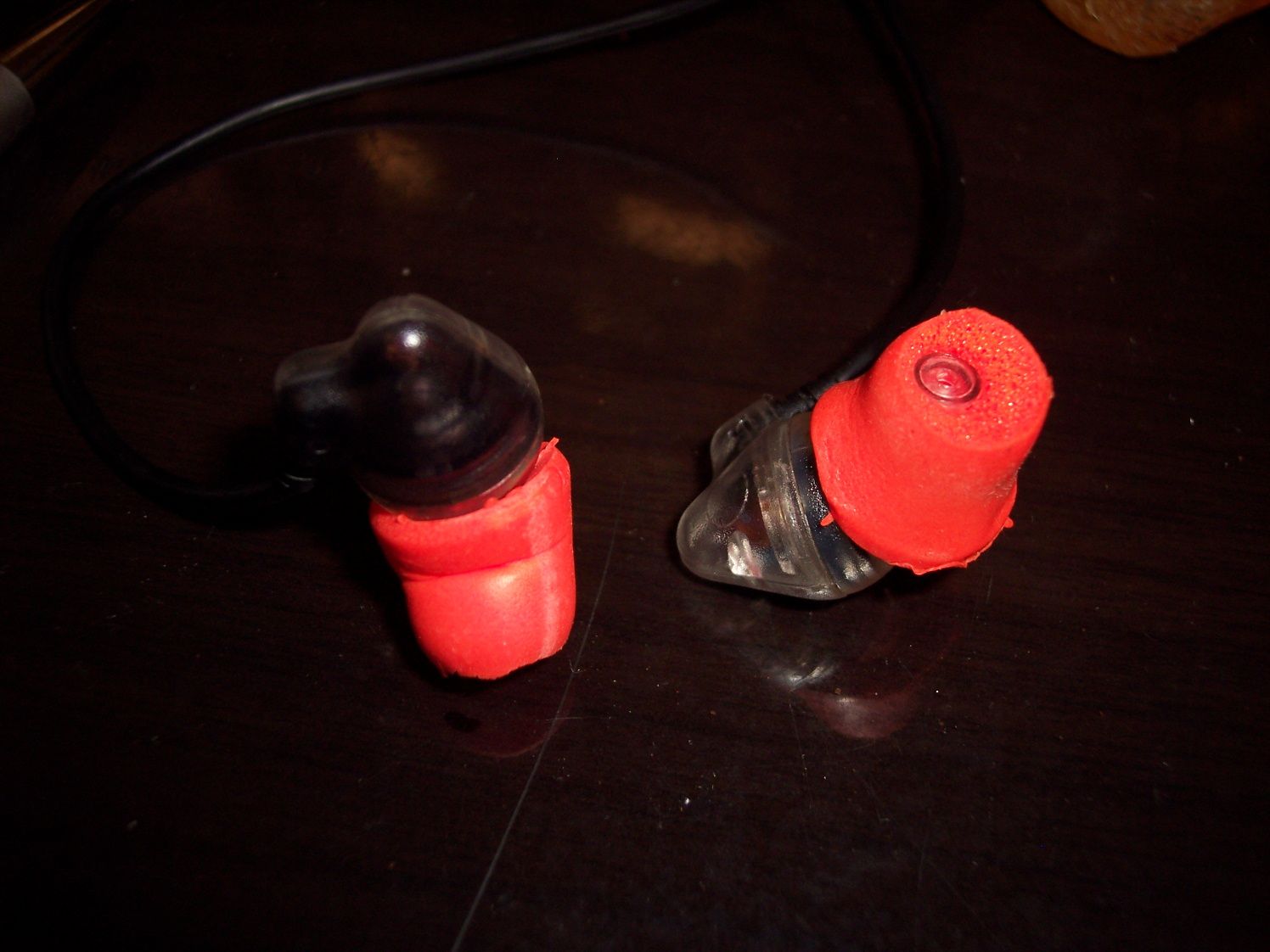 DIY Noise-Isolating Earbud Tips : 3 Steps - Instructables