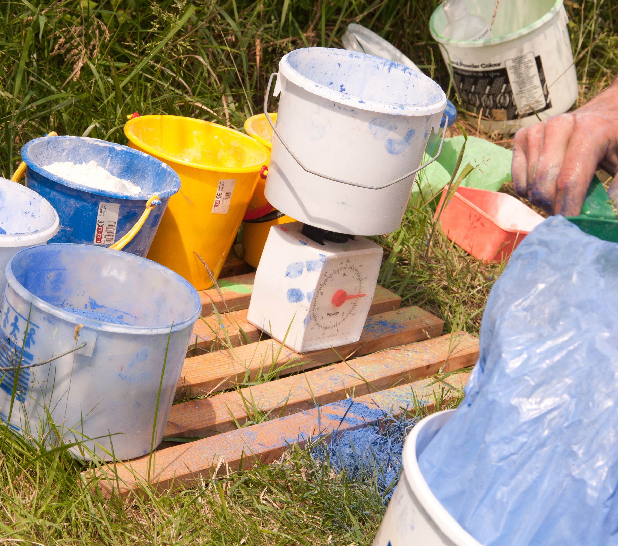 Messtival: Very Messy Games : 9 Steps (with Pictures) - Instructables