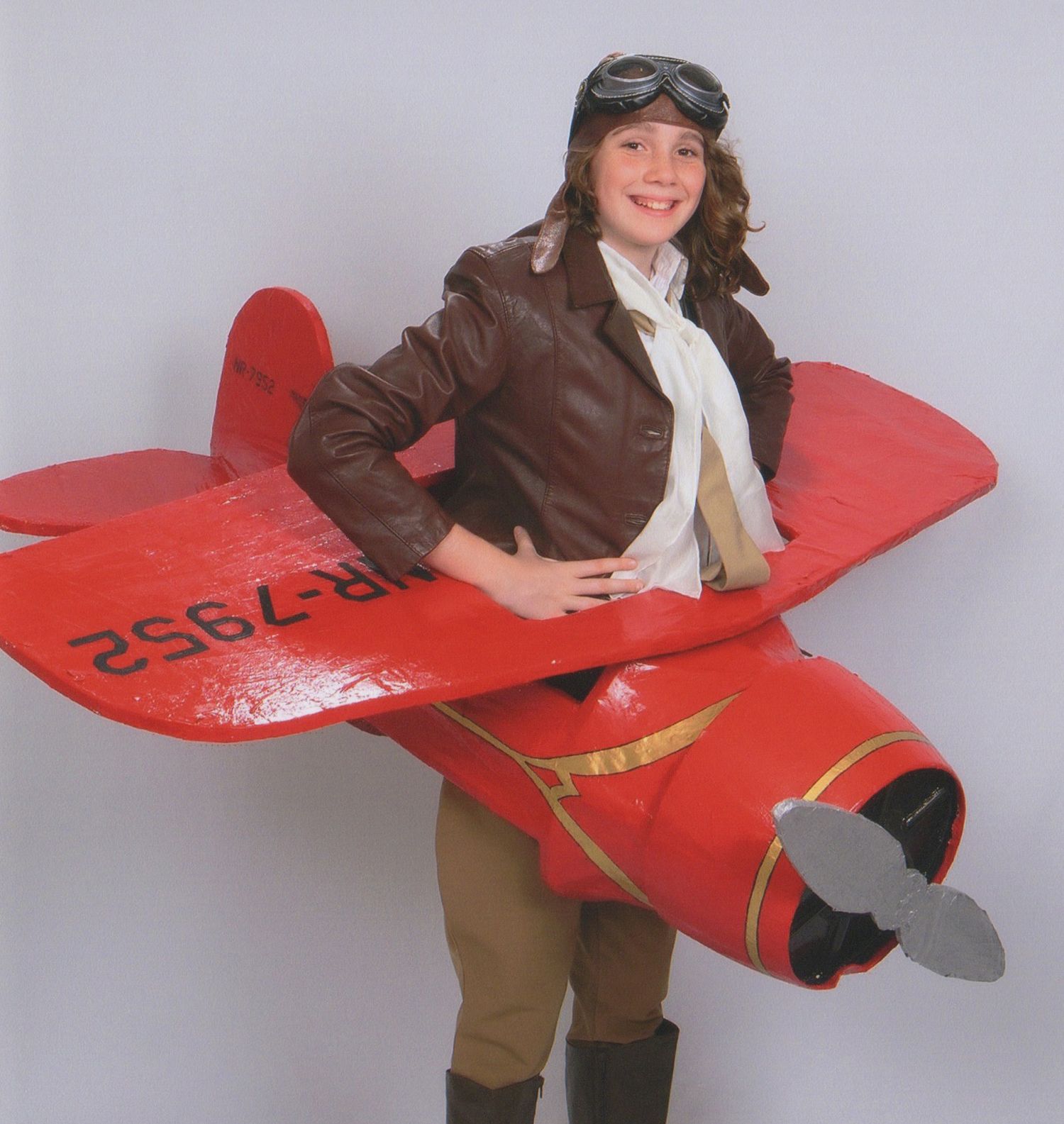 Amelia Earhart's Airplane Costume : 6 Steps (with Pictures) - Instructables