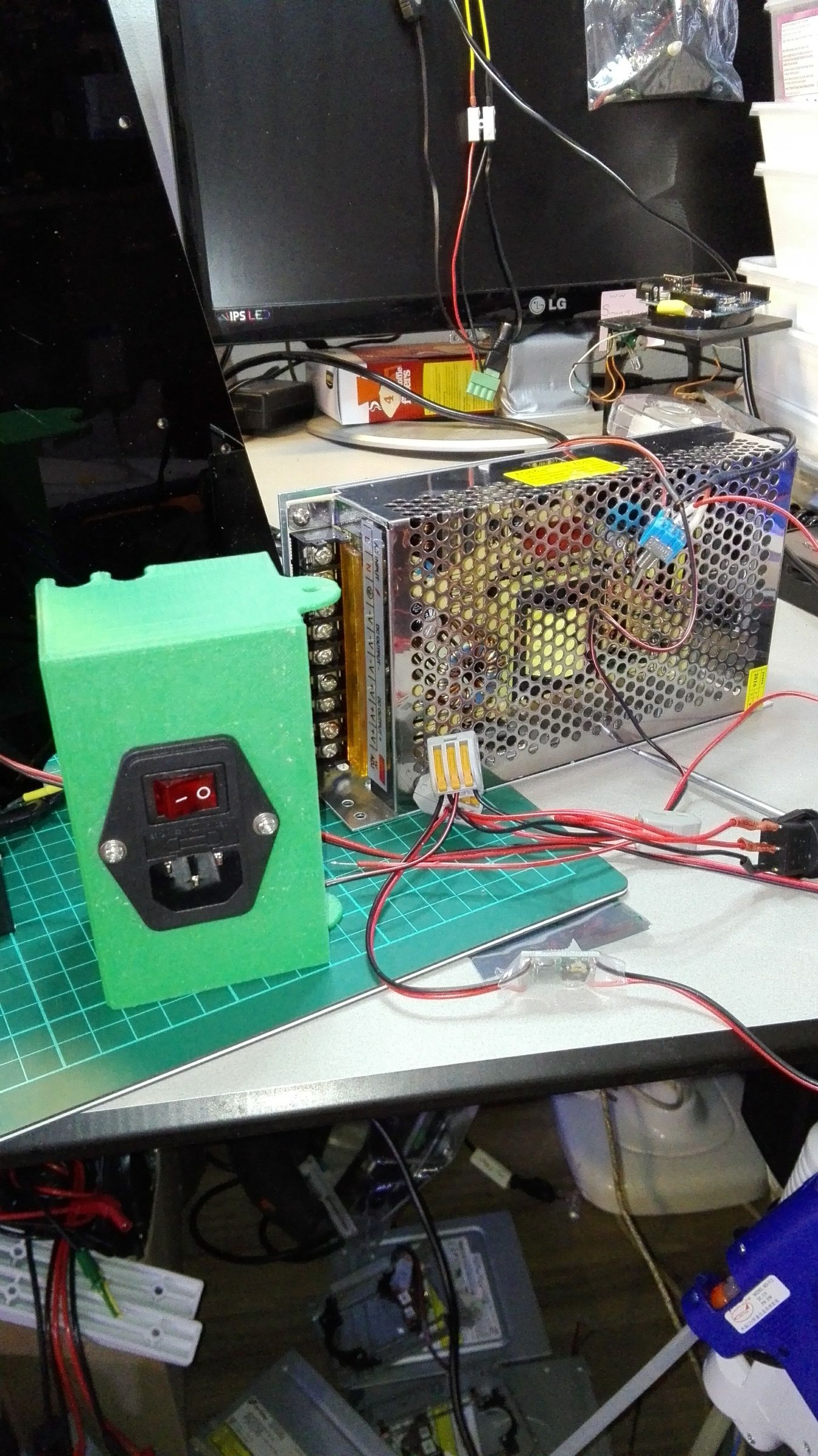 3D Printed Wire Management : 6 Steps - Instructables