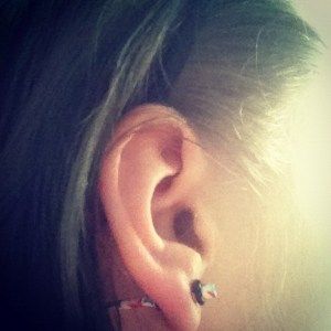 How to Stretch Your Ear Lobes! : 7 Steps - Instructables